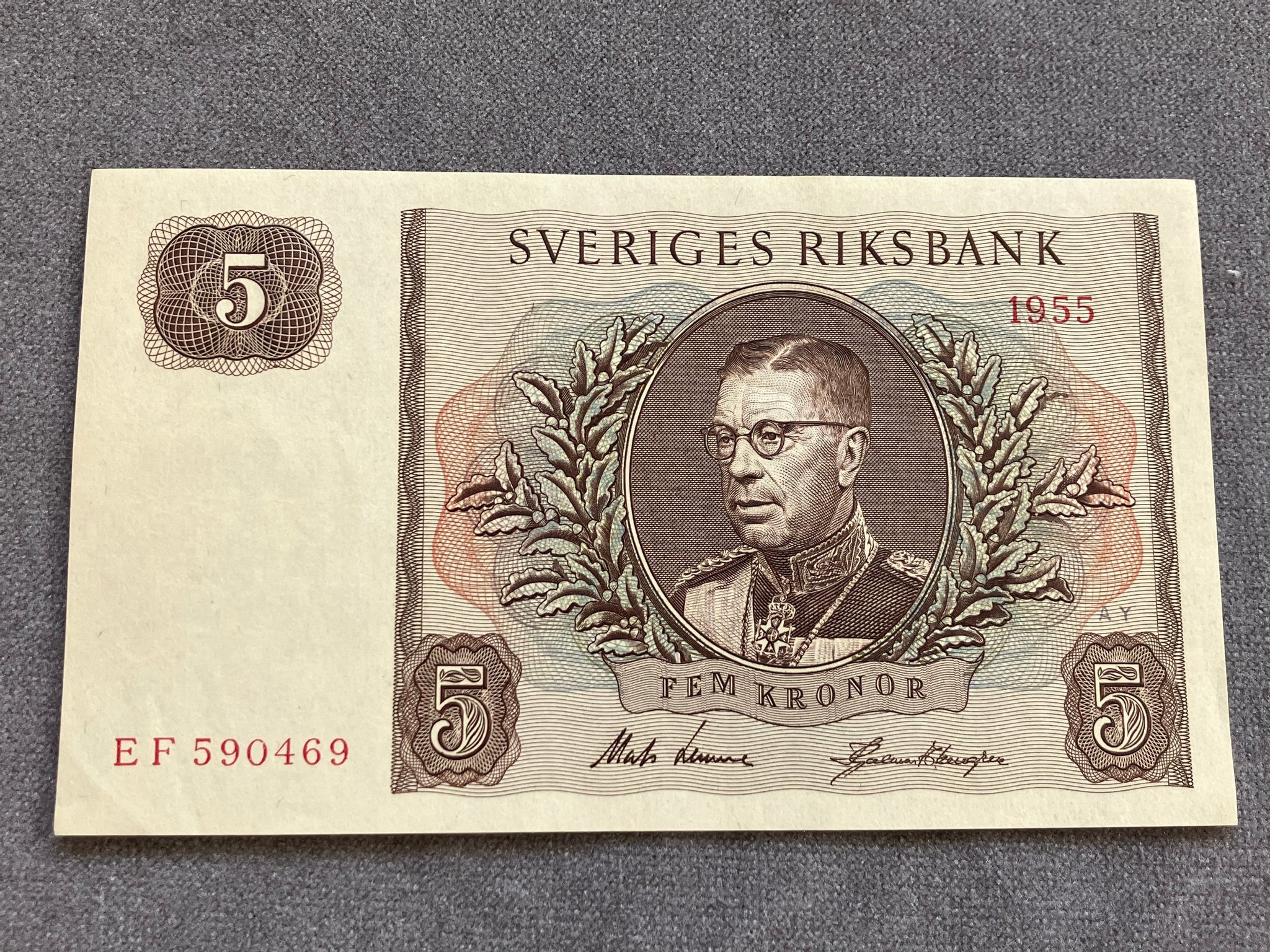 Se produkter som liknar Svensk Sedel 5 kr, 1955. på Tradera (556476673)
