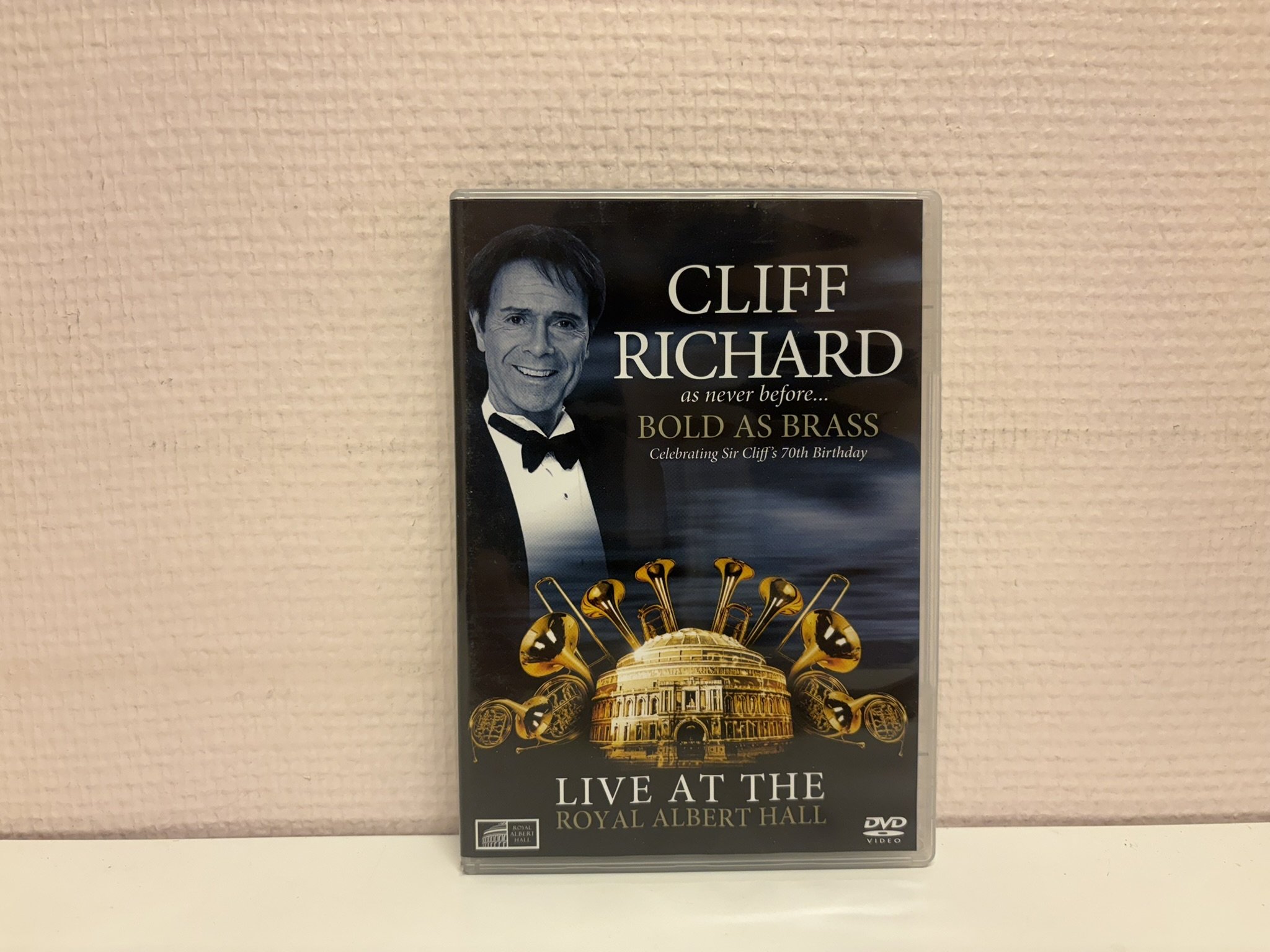Cliff Richard – Bold As Brass - .. | Köp från roadhouze på Tradera ...