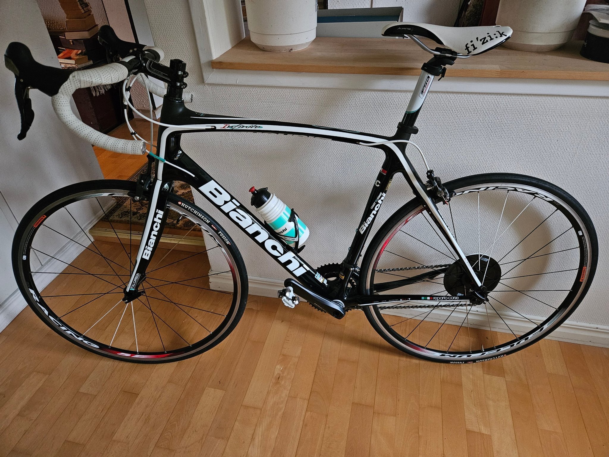 Bianchi Infinito C2C lvg-cykel, full kolfiber, .. | Köp på Tradera ...