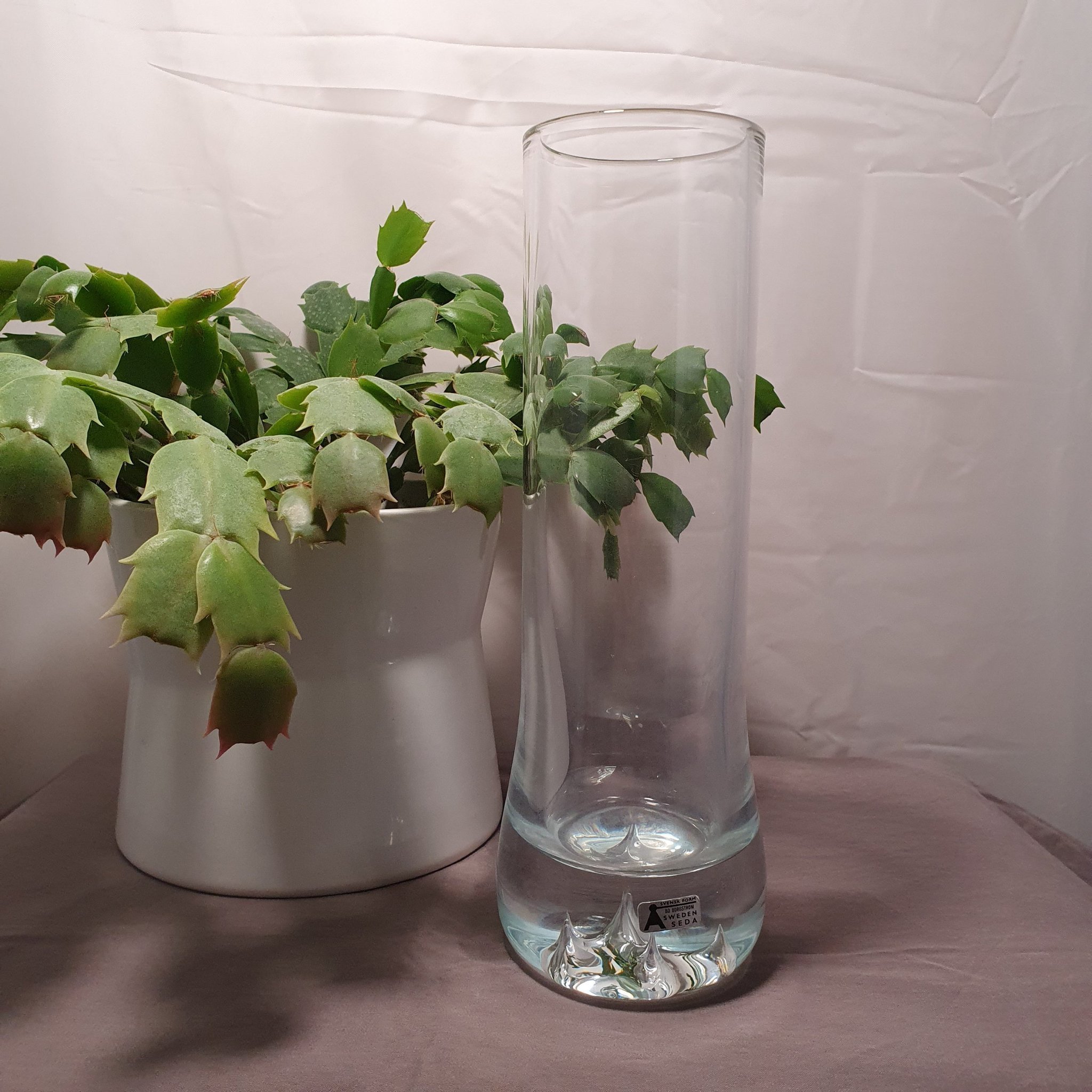 BO BORGSTRÖM VAS KLARGLAS SVENSK F.. | Köp från Myrlans på Tradera ...