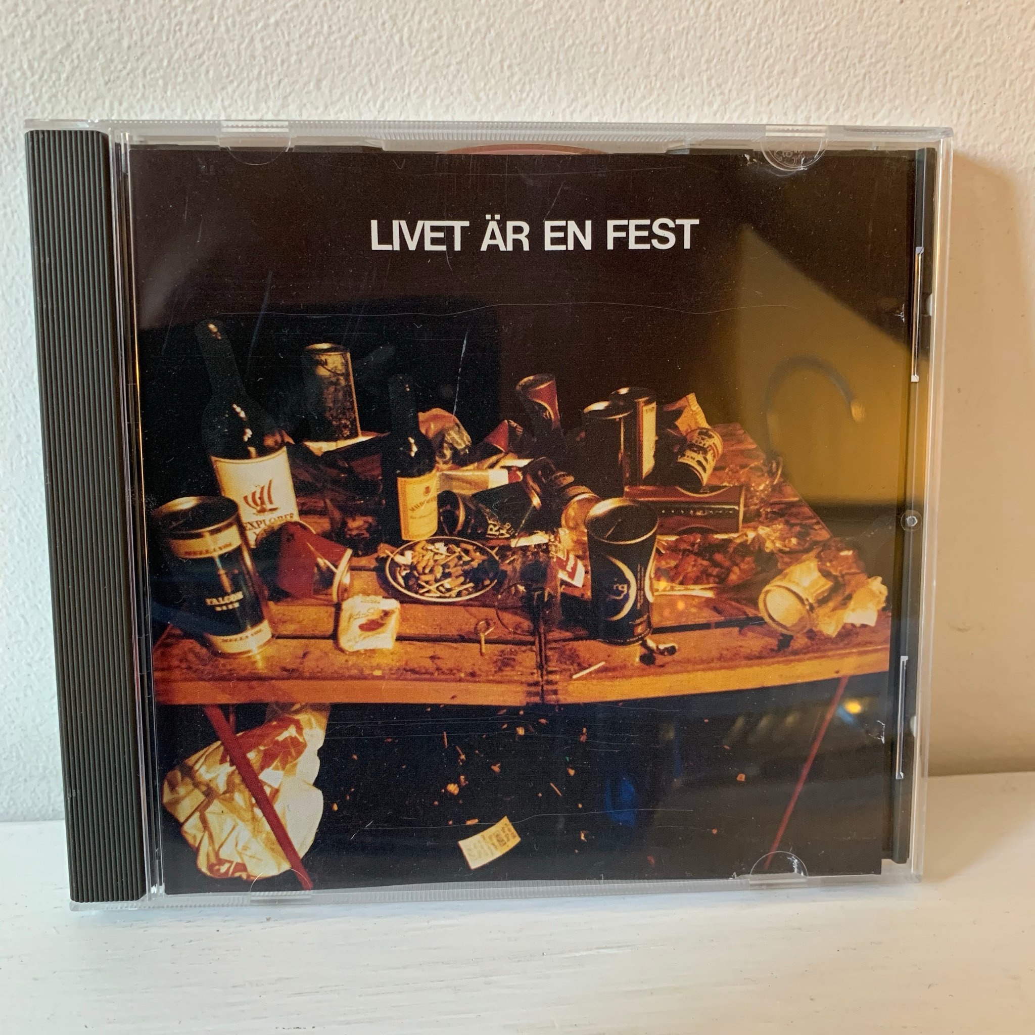 Nationalteatern - Livet är en Fest (407400555) ᐈ Köp på Tradera Nationalteatern - Livet är en Fest (407400555) ᐈ Köp på Tradera