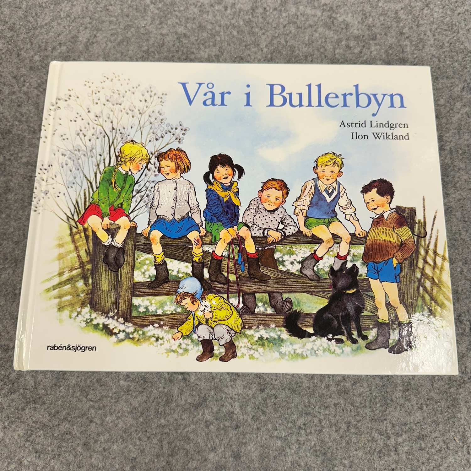 Astrid Lindgren - Vår i Bullerbyn | Köp från LindesFynd på Tradera ...