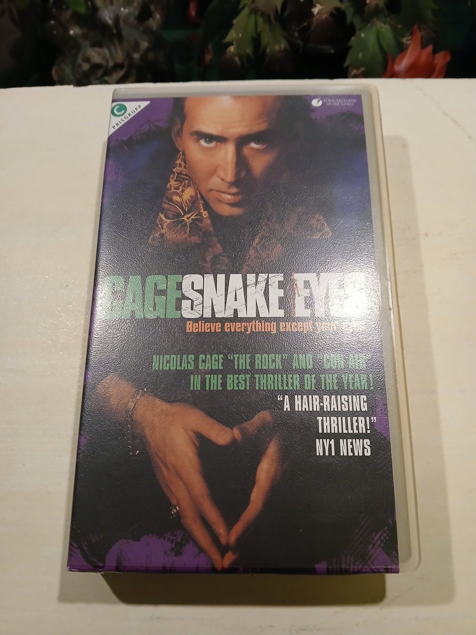 Se produkter som liknar Snake Eyes - VHS på Tradera (694809841)