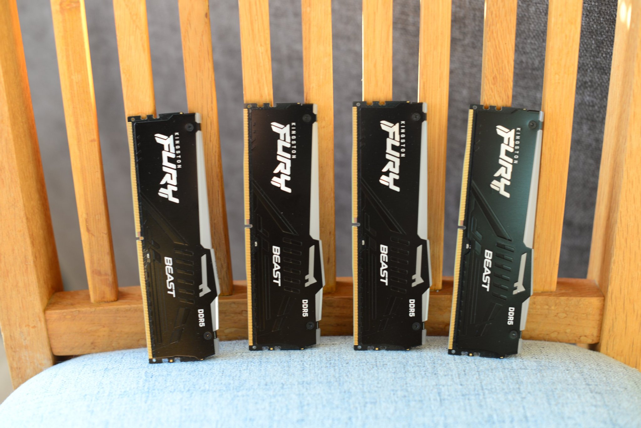 Se produkter som liknar Kingston Fury Beast DDR5 RAM .. på Tradera (695893730)