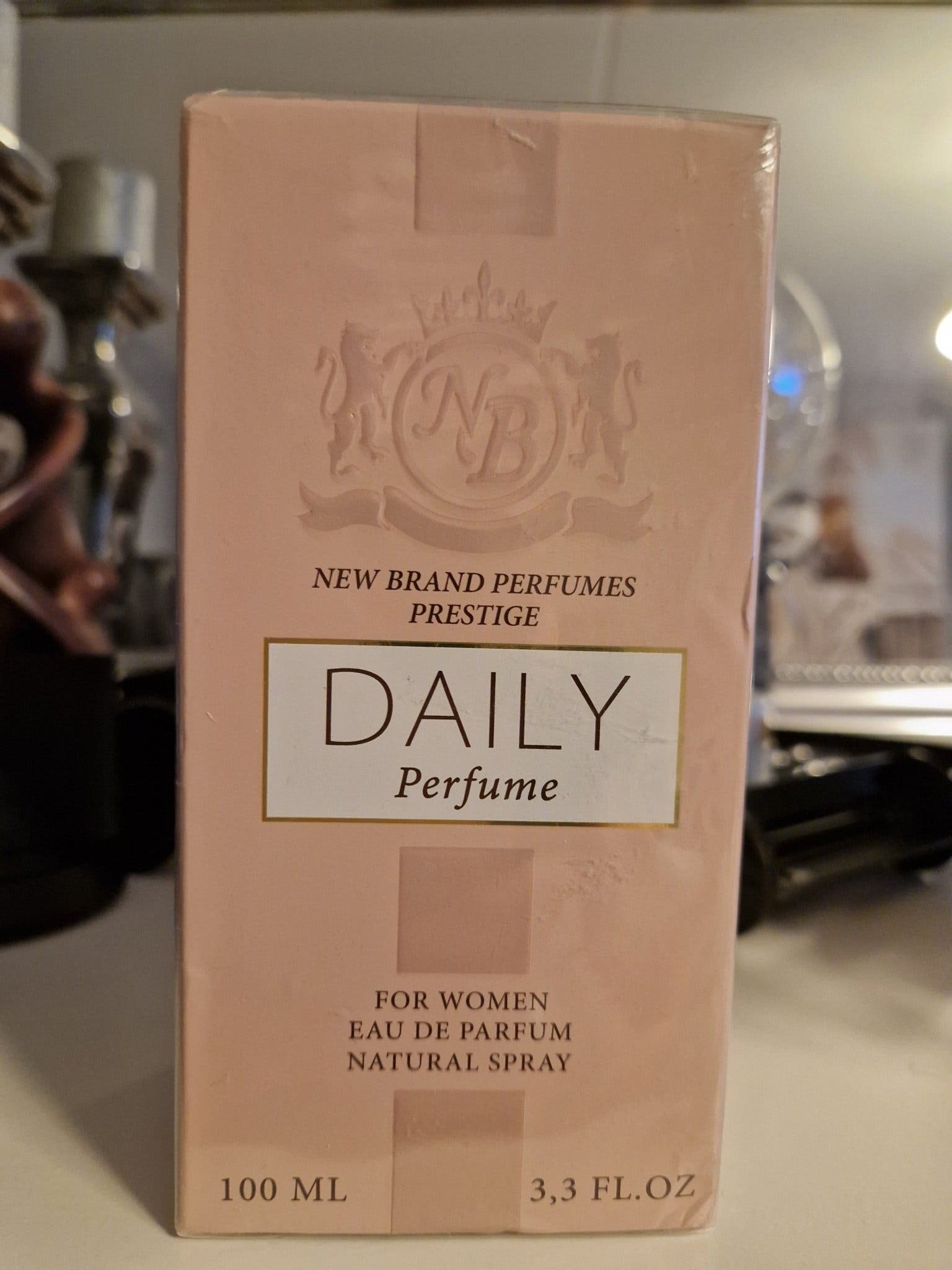 Daily New Brand Parfums - Eau de Parfum för Kvi.. | Köp på Tradera ...