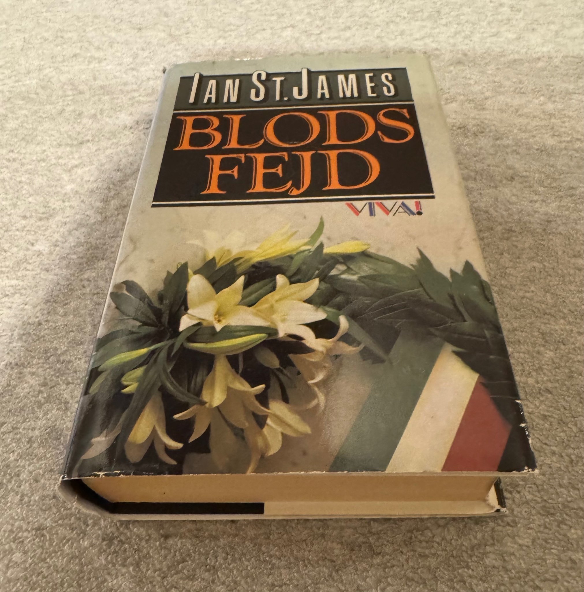 Blodsfejd av Ian St. James, 1984 | Köp på Tradera (710990847)