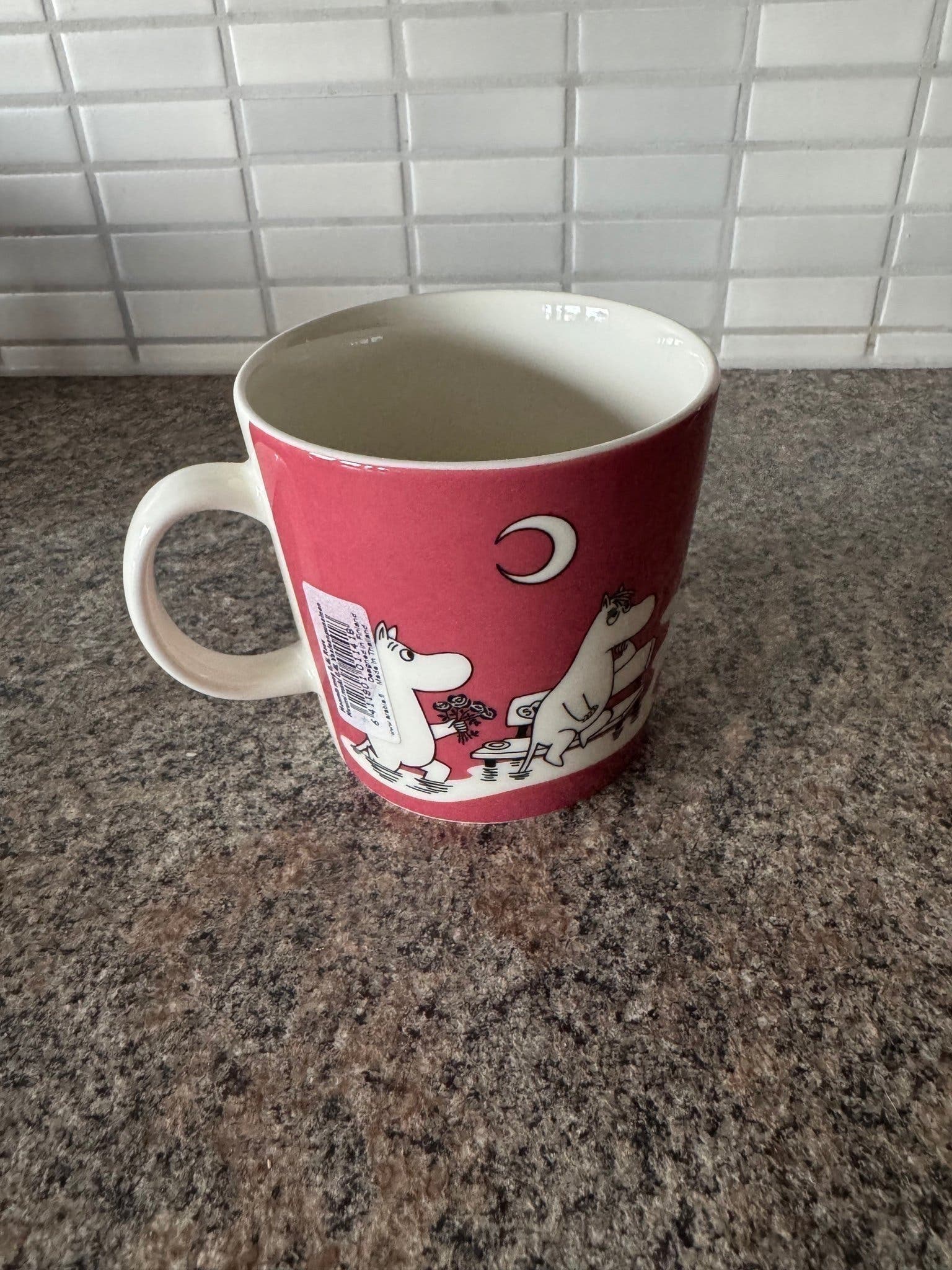 Se produkter som liknar Arabia Mumin Mugg 40cl Moomin på Tradera ...