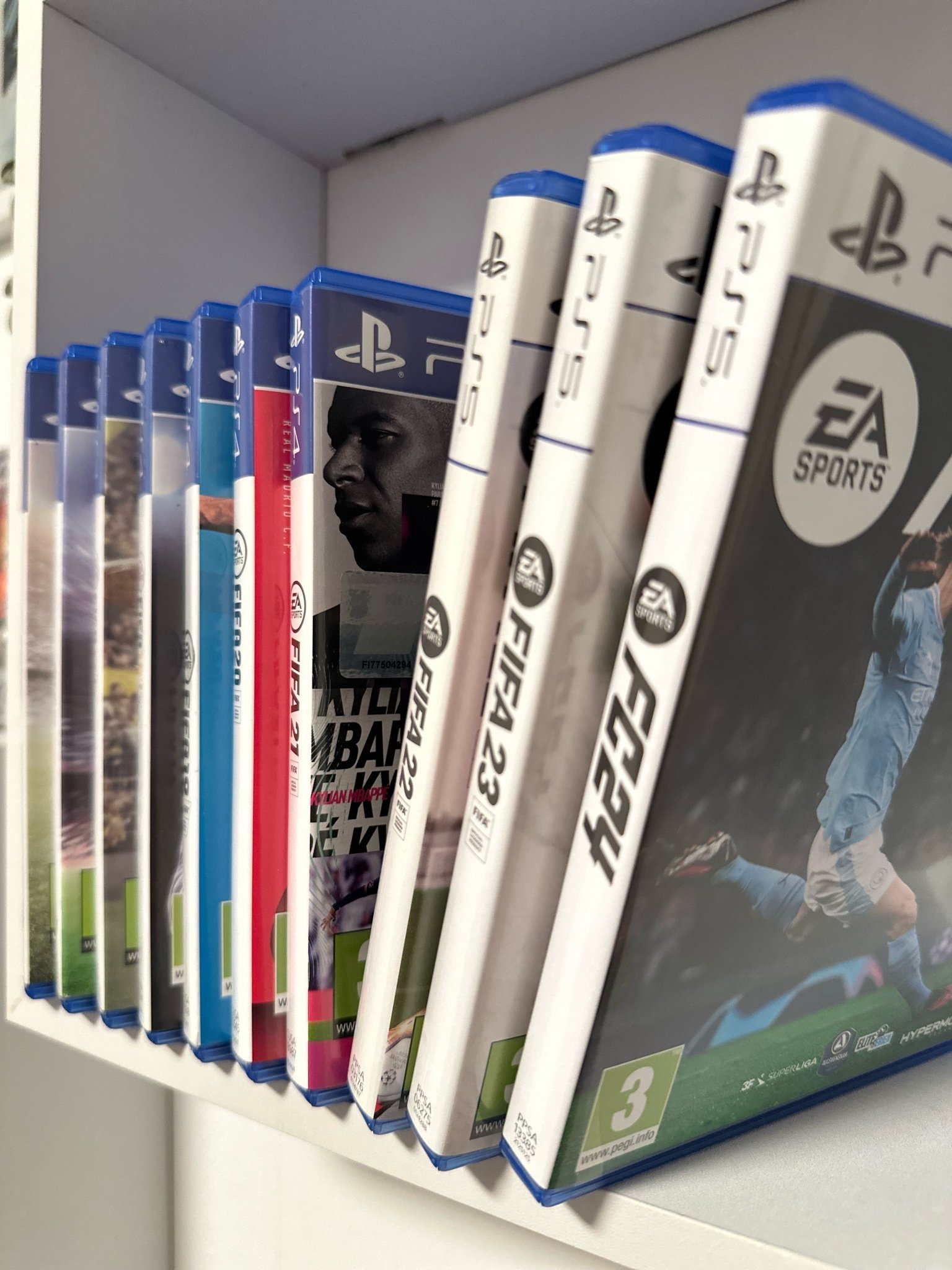 FIFA Samling PS4/PS5 | Köp på Tradera (713719023)
