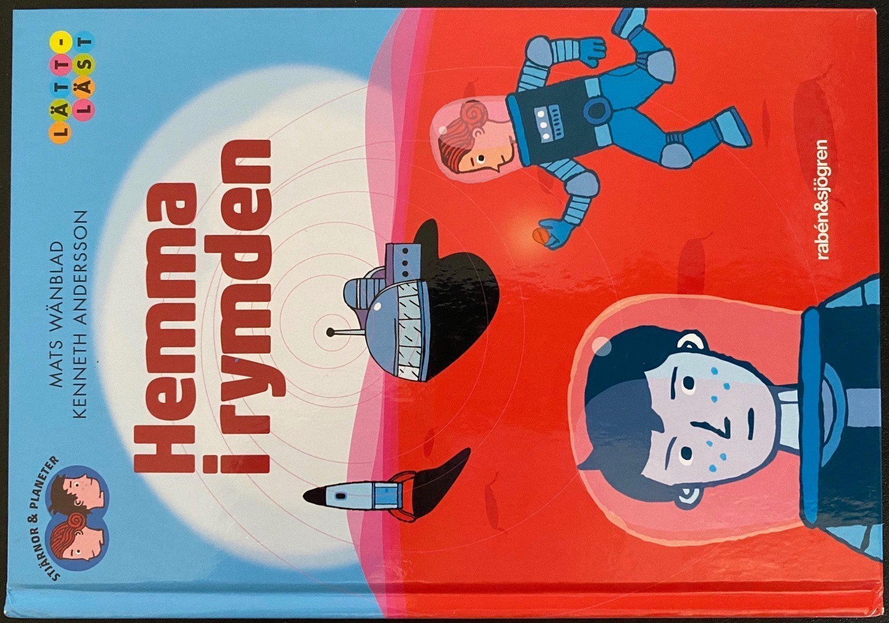 Se produkter som liknar 1 st Bok "Hemma i rymden" av .. på Tradera ...