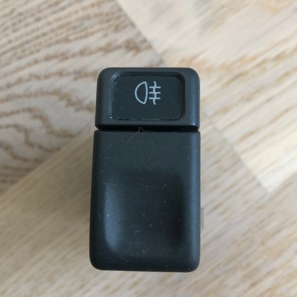 Volvo v70 s70 gen 1 strömställare dimljus bak | Köp på Tradera (638037136)