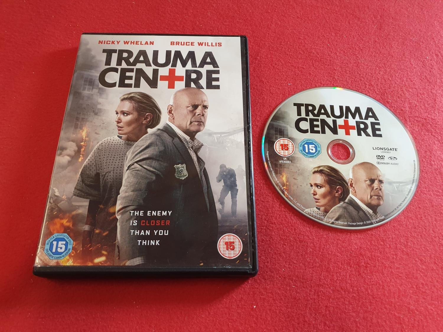 TRAUMA CENTRE till DVD | Köp från game-world på Tradera (524788319)