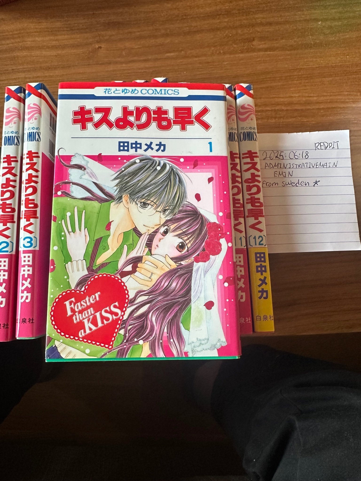 Se produkter som liknar Faster than a Kiss! av Meca T.. på Tradera ...