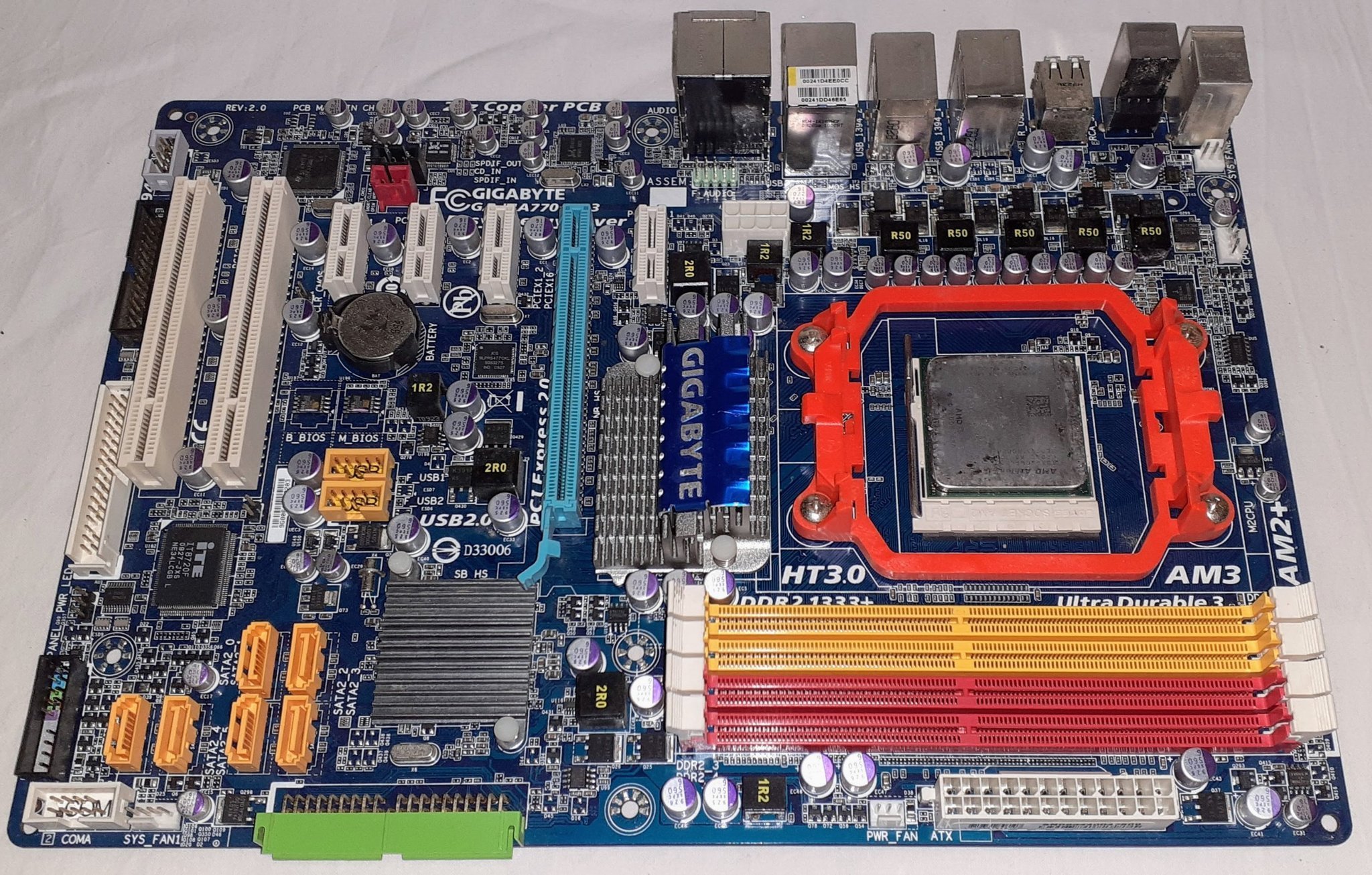 Gigabyte + AMD Athlon 64 II X3 440 | Köp på Tradera (587834229)