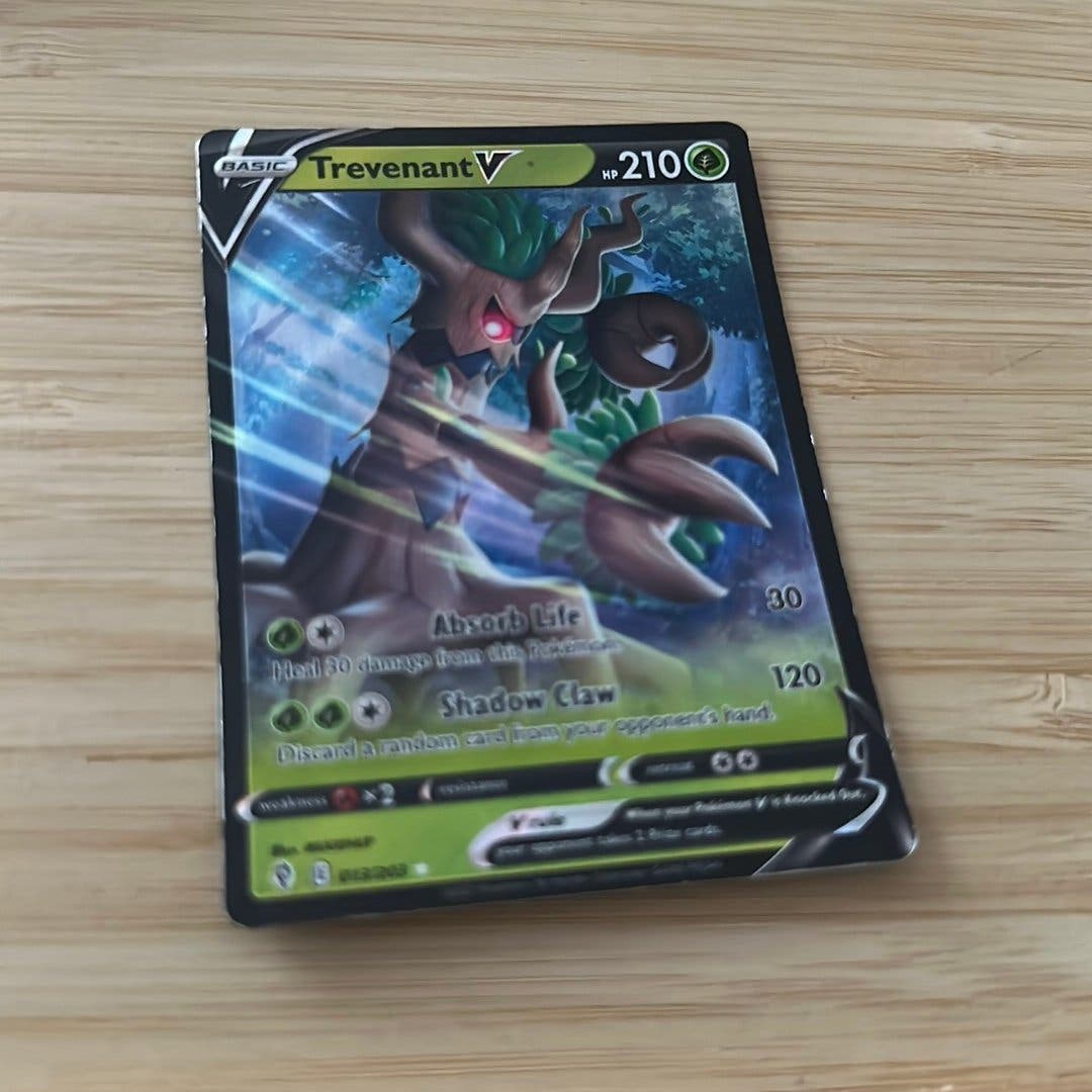 Se produkter som liknar Trevenant V Pokémonkort på Tradera (702106040)