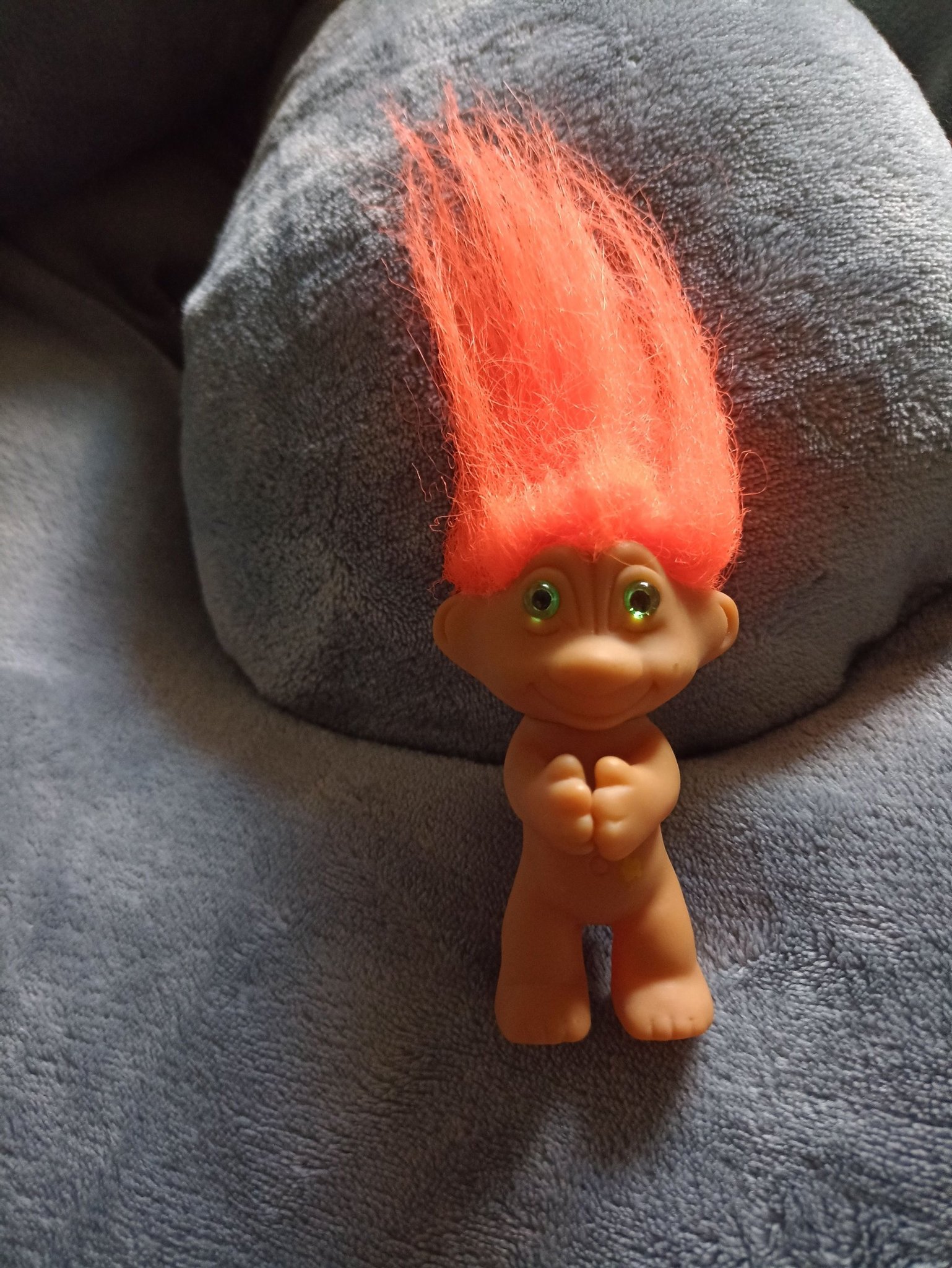 Se produkter som liknar Troll, orange, orangt hår, vr.. på Tradera ...