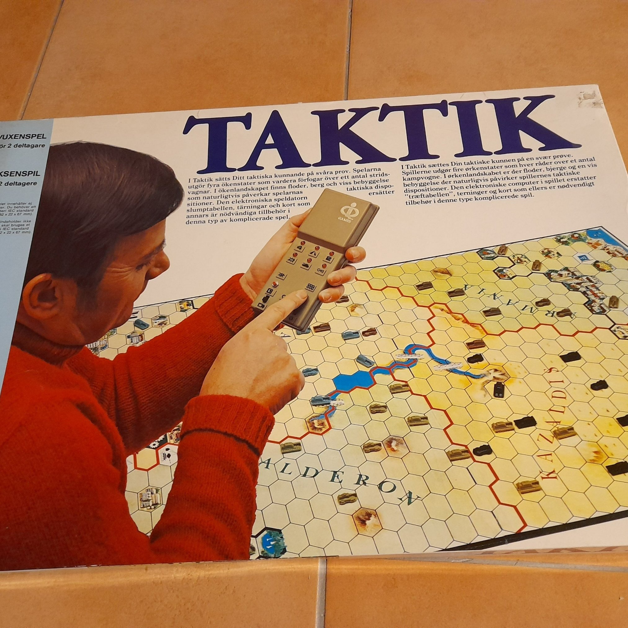 Se produkter som liknar Komplett Taktik Tankattack .. på Tradera ...