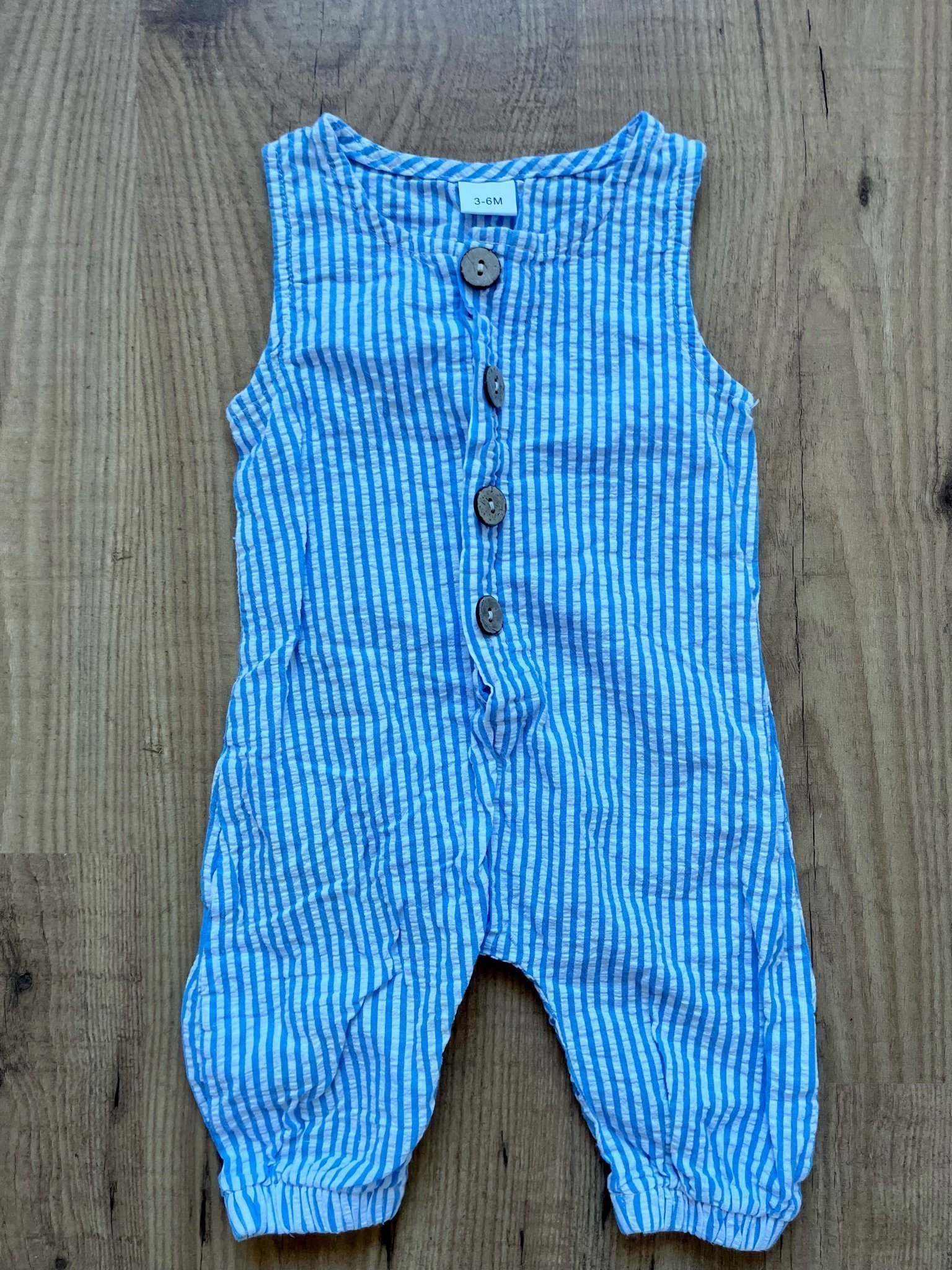 Se produkter som liknar Fint jumpsuit / sommar overal.. på Tradera ...