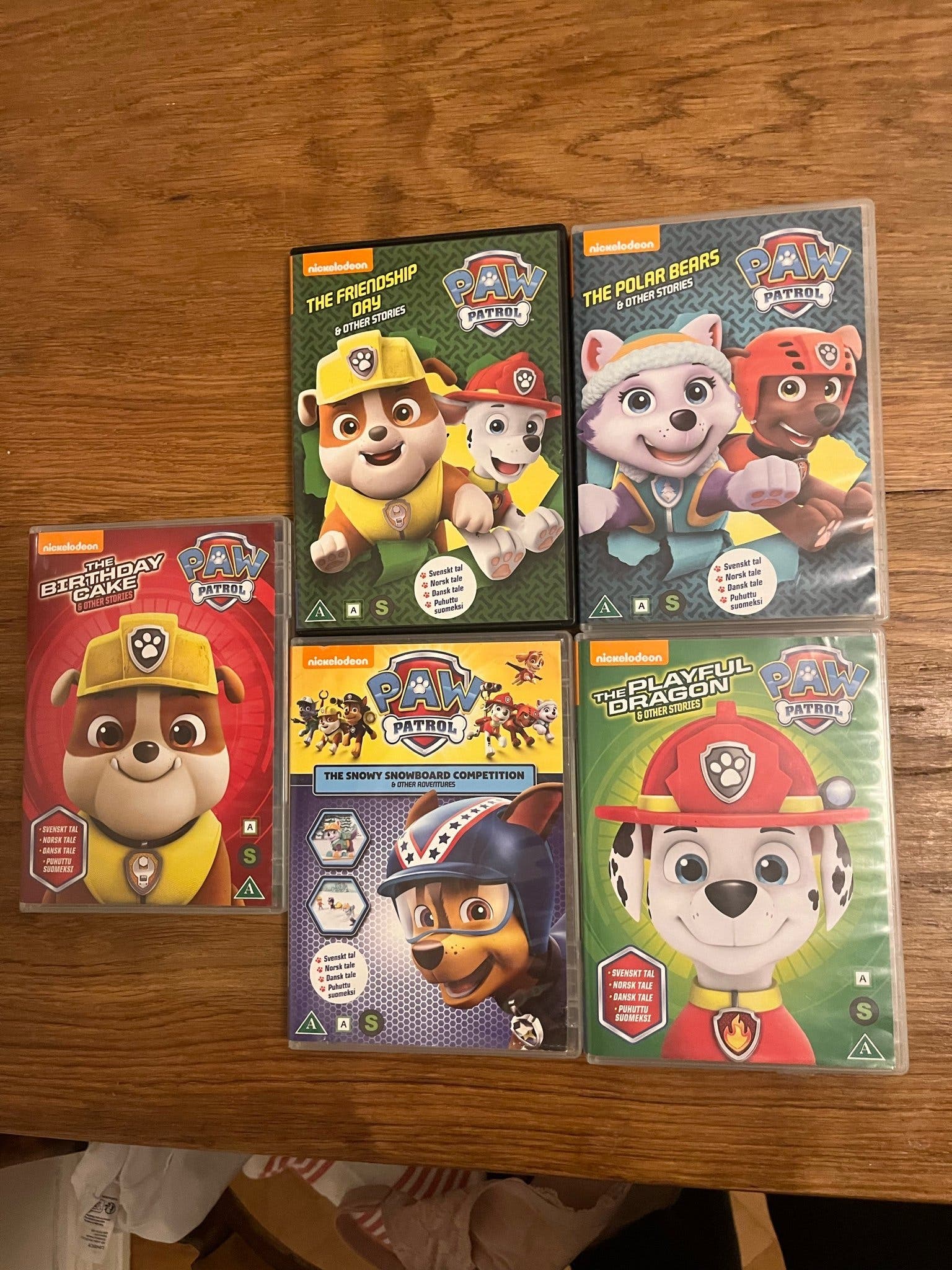 Paw Patrol DVD-filmer 5 st | Köp på Tradera (650547240)