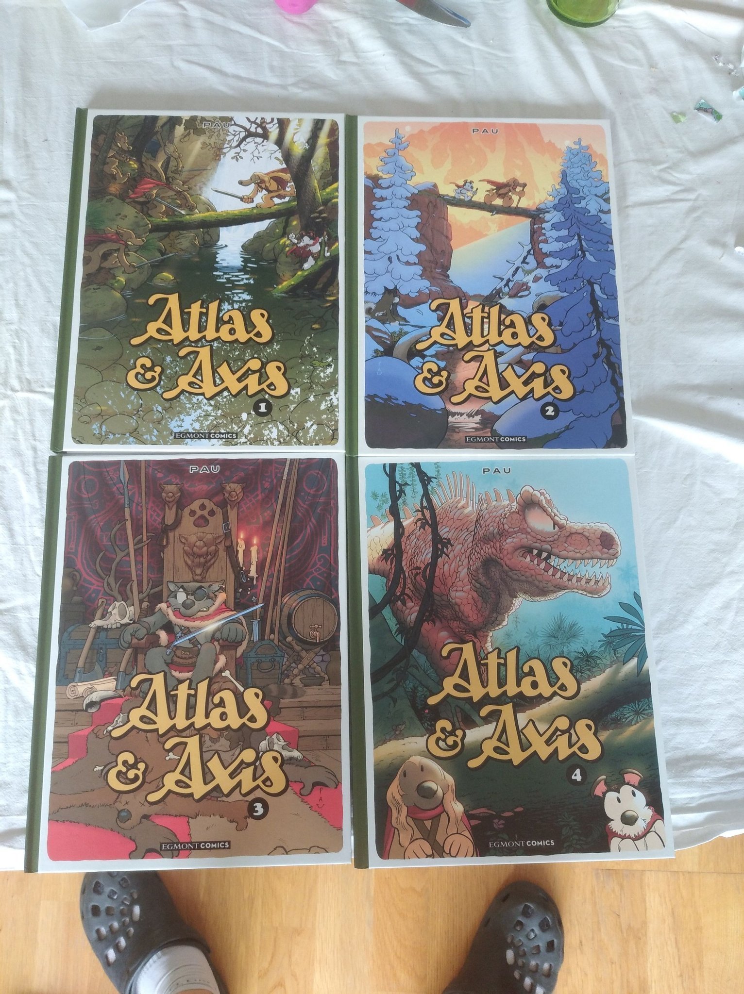 Se produkter som liknar Atlas & Axis Komplett Serie 1.. på Tradera ...