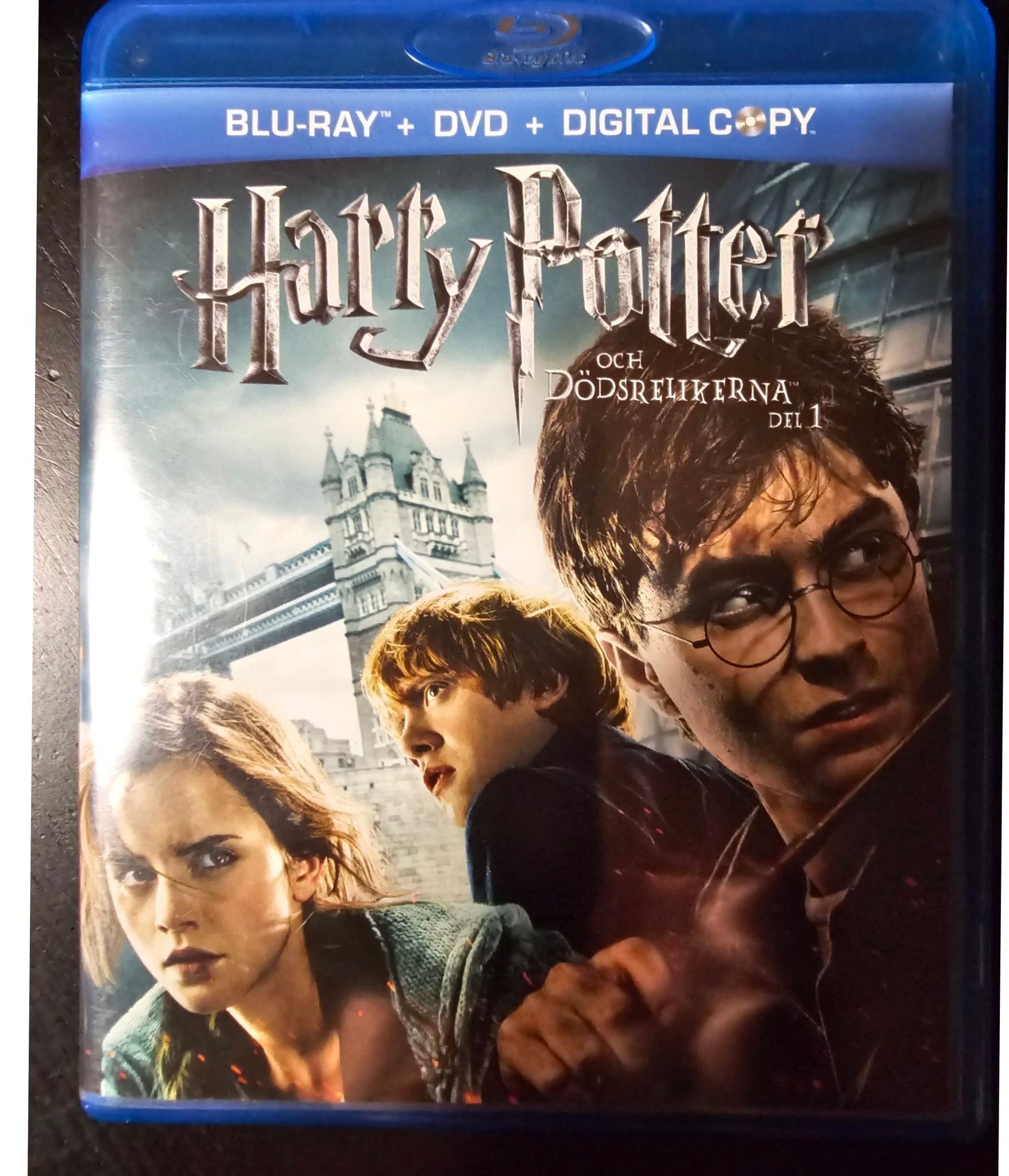 Harry Potter och Dödsrelikerna Del 1 - Blu-ray .. | Köp på Tradera ...