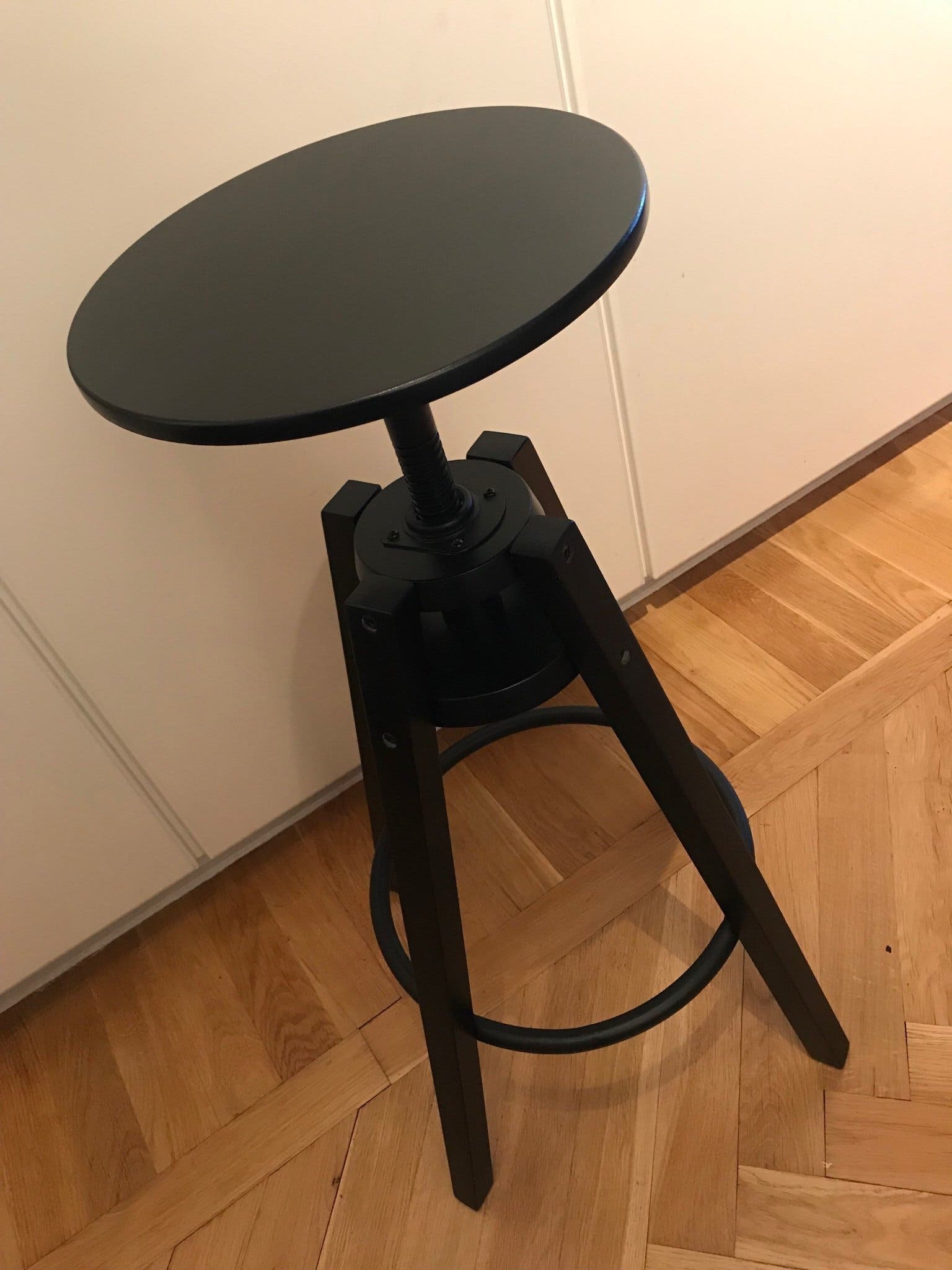 Svart pall, barpall, Ikea Dalfred - hämtas i GBG | Köp på Tradera ...