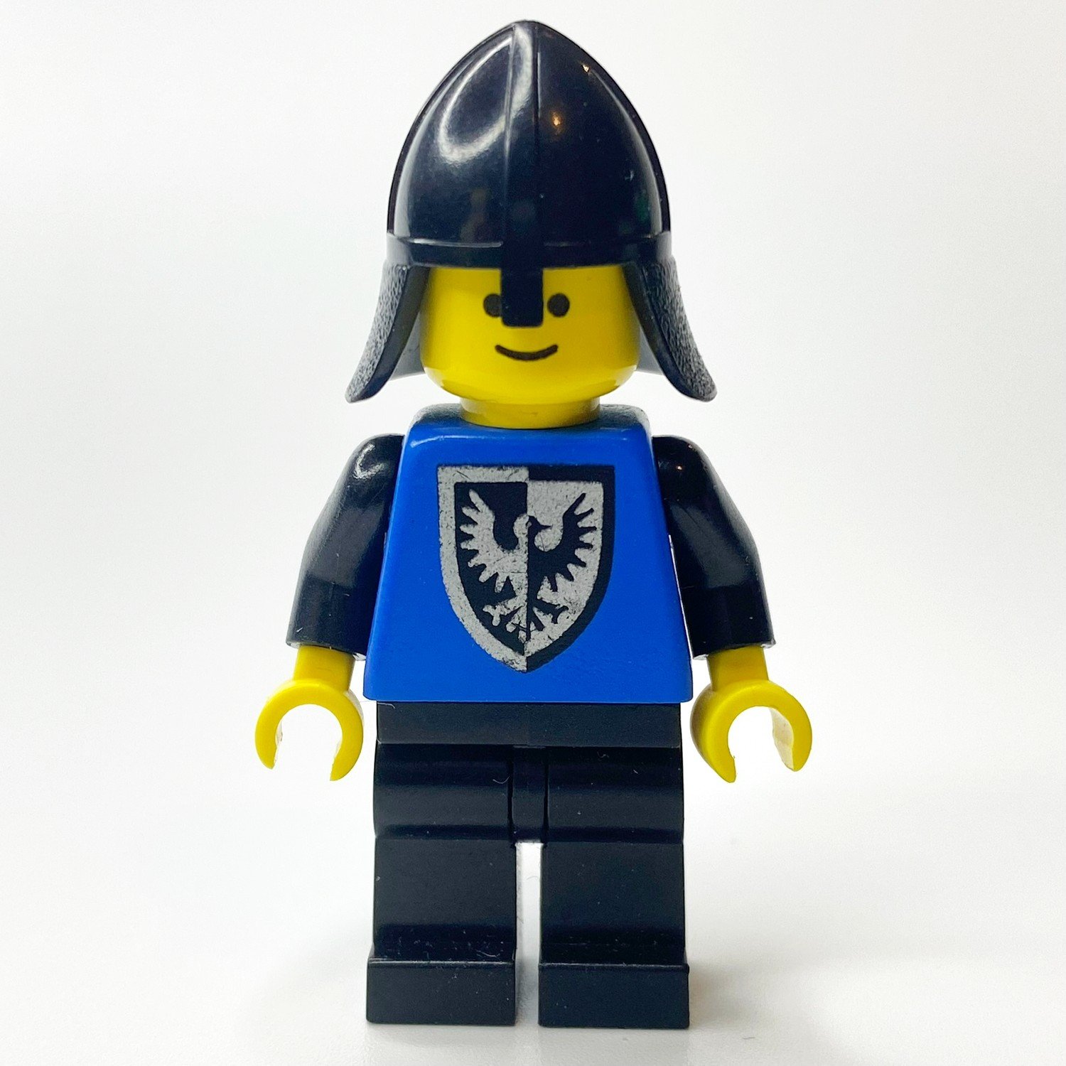 Lego minifigur - Castle - Black Fal.. | Köp från Klossy på Tradera ...