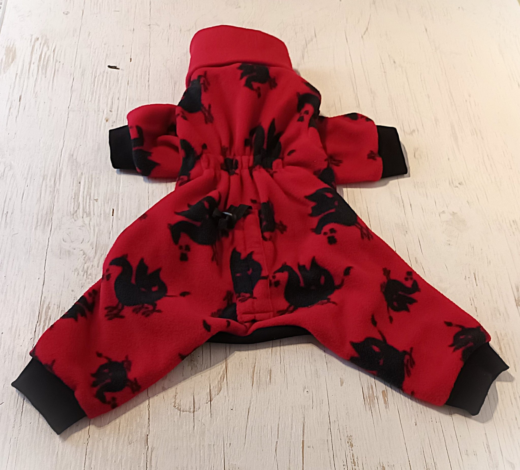 Se produkter som liknar Hund overall i fleece röd med.. på Tradera ...