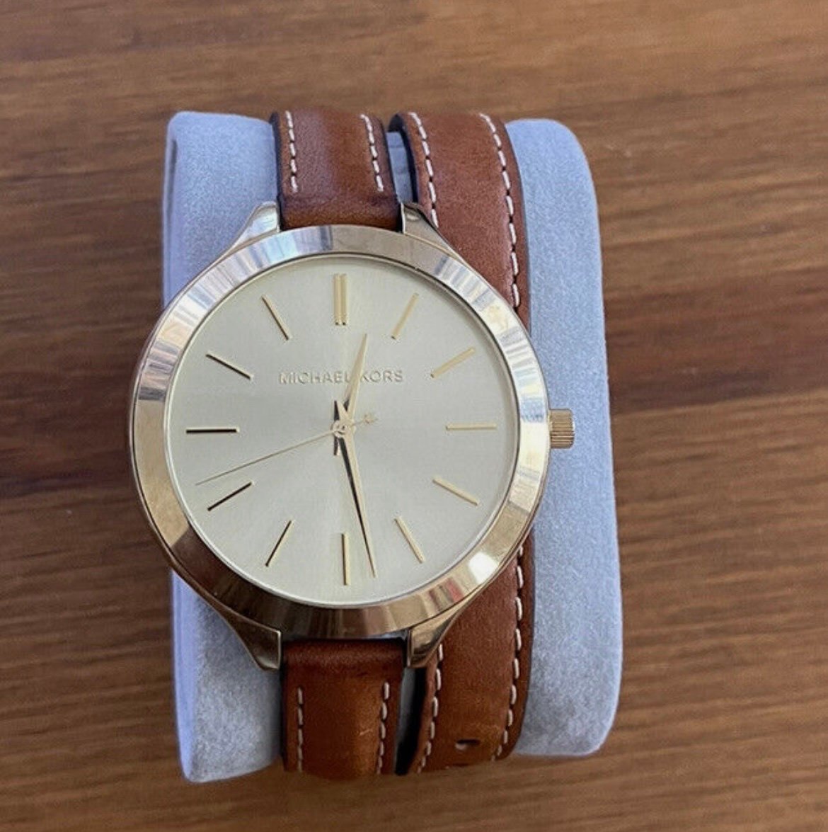 Michael Kors Slim Runway MK2256 Damklocka | Köp på Tradera (693956472)