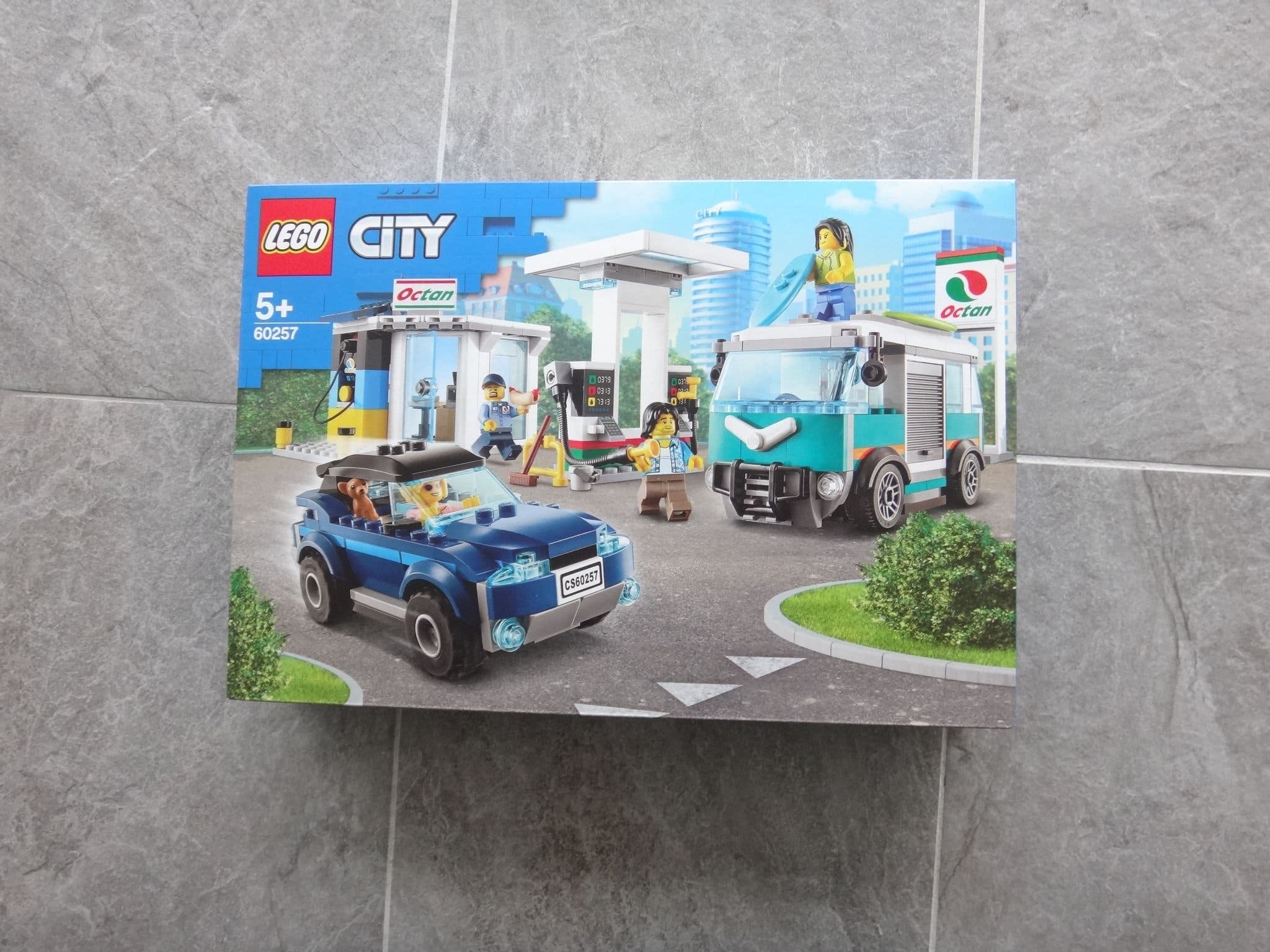 Lego City 60257 Bensinstatio.. | Köp från Resident Evil på Tradera ...
