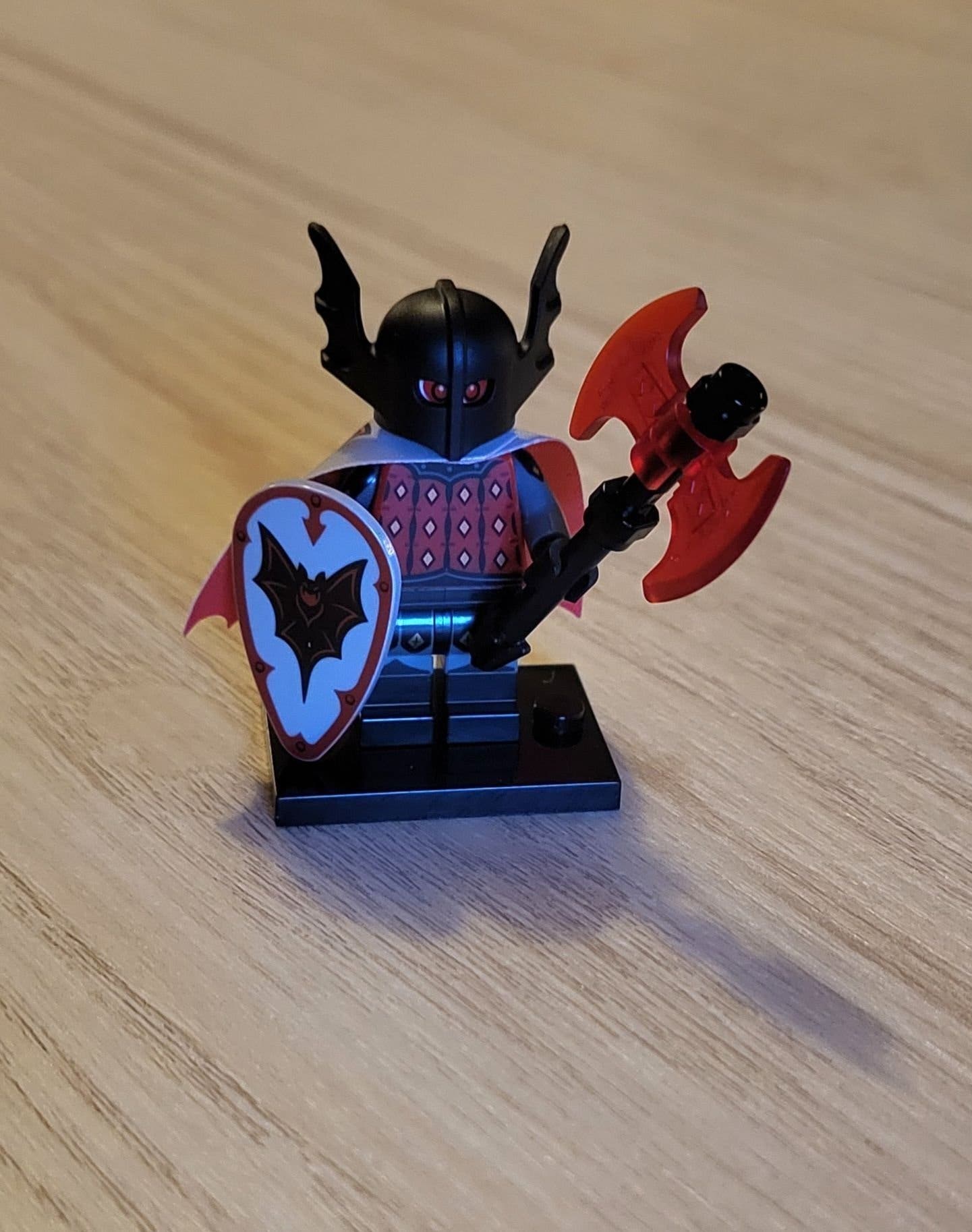 Lego CMF Series 25 col25-3 Vampire Knight Vampy.. | Köp på Tradera ...