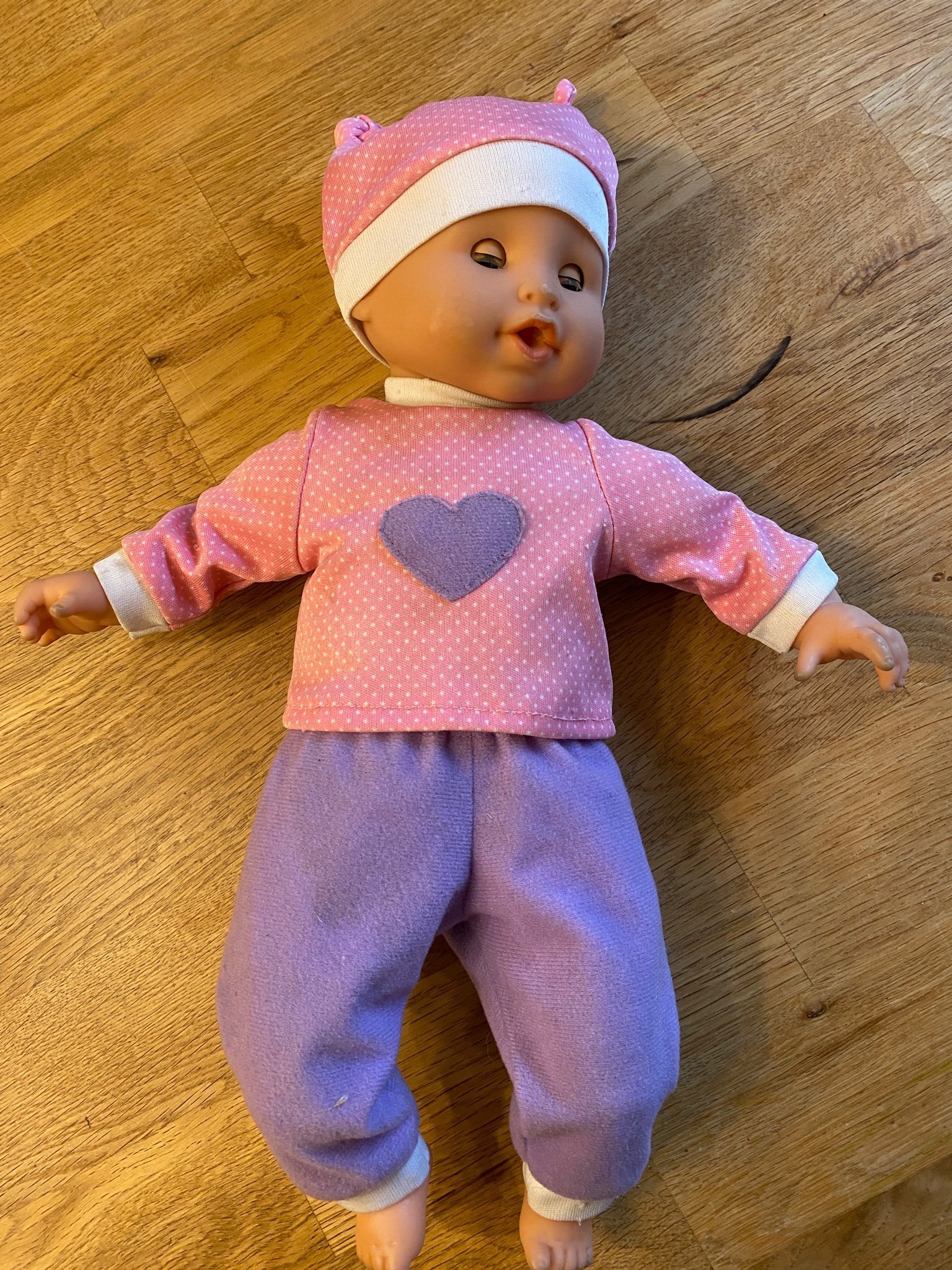 Docka - Leksak - Bebis - Liten docka | Köp på Tradera (570348446)