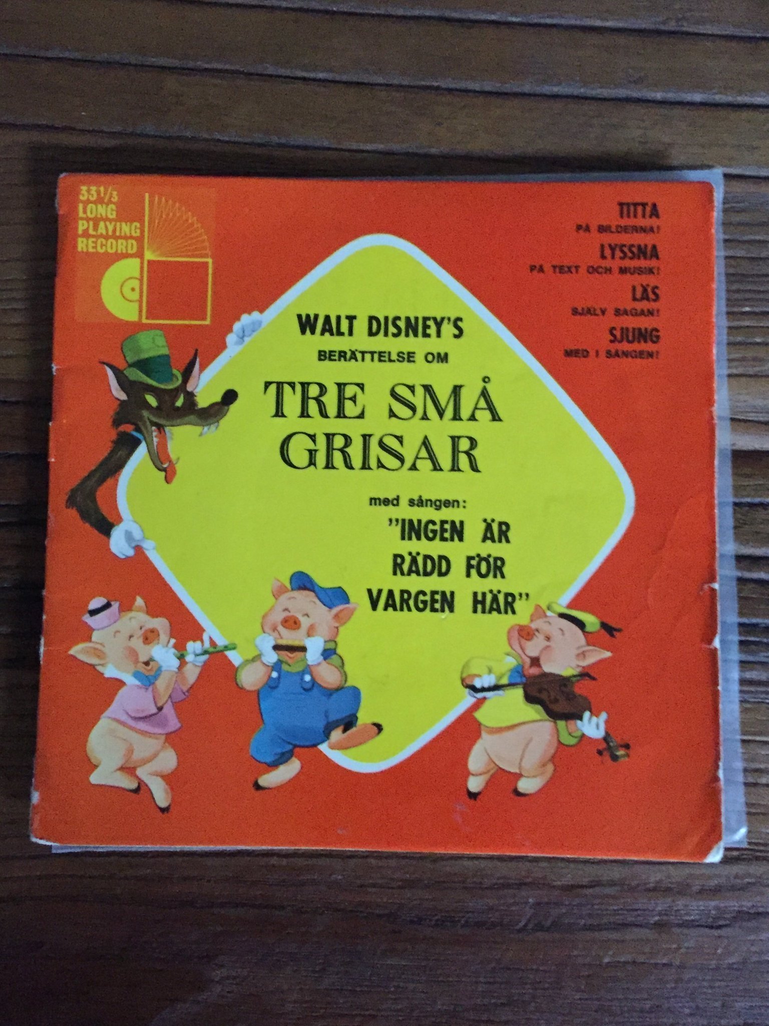 Walt Disney's Berättelse Om Tre Små Grisar - Vi.. | Köp på Tradera ... Walt Disney's Berättelse Om Tre Små Grisar - Vi.. | Köp på Tradera ...