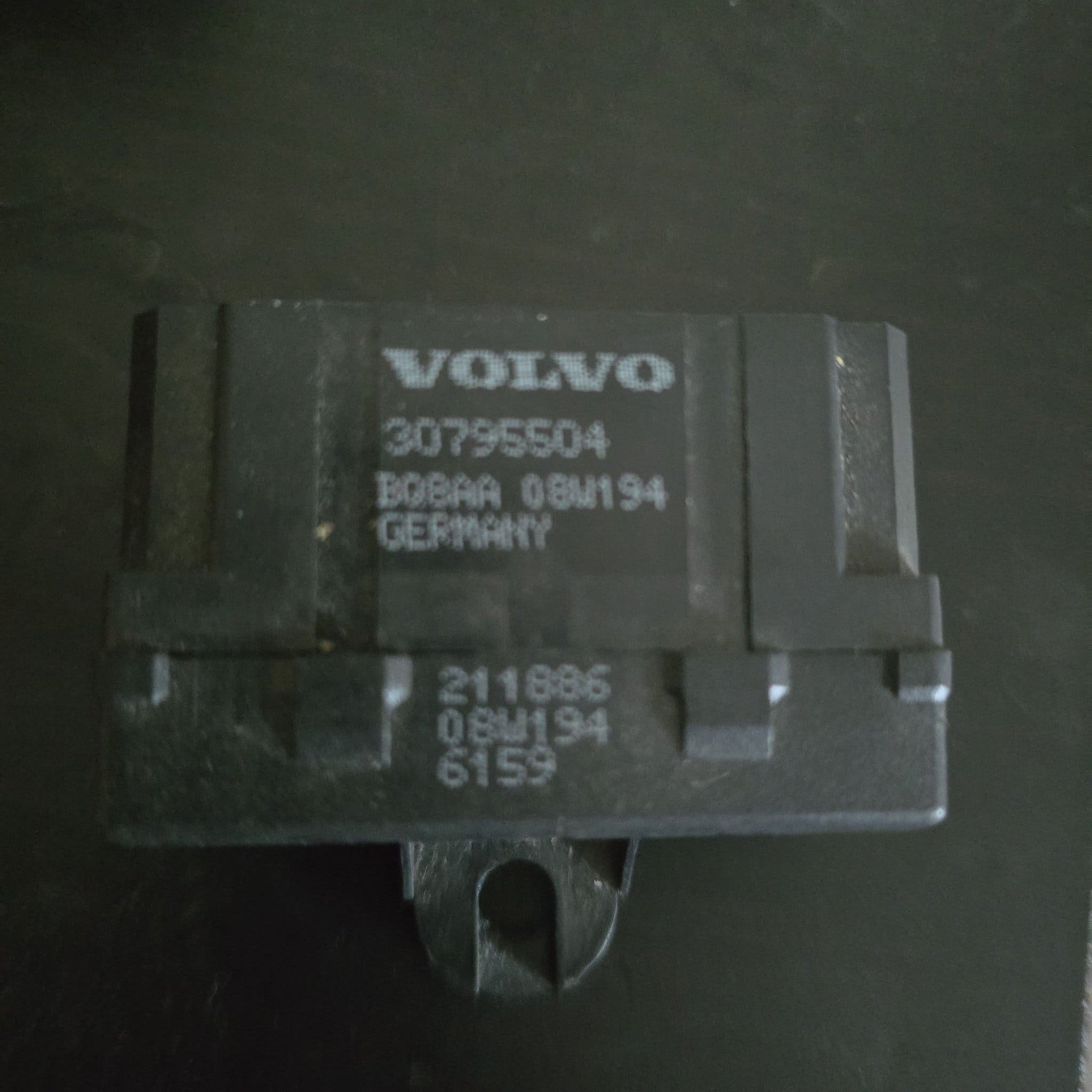 Volvo v70 styrenhet stolvärme 30795504 | Köp på Tradera (736775220)
