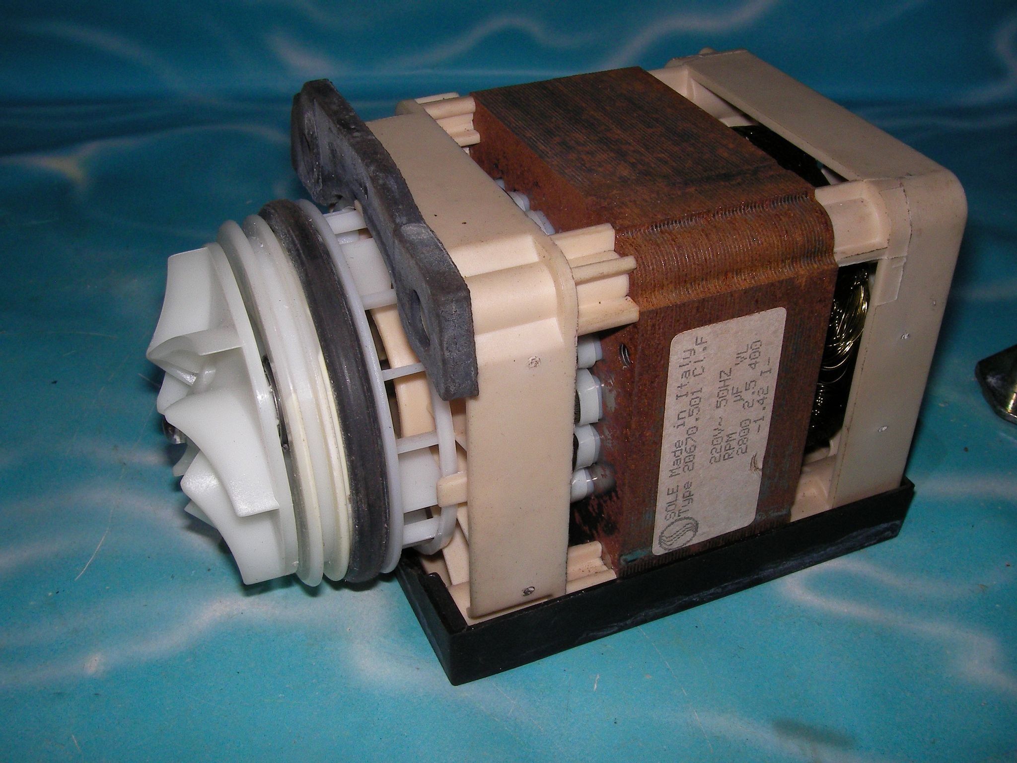 Pump 2067.501 | Köp på Tradera (695664636)