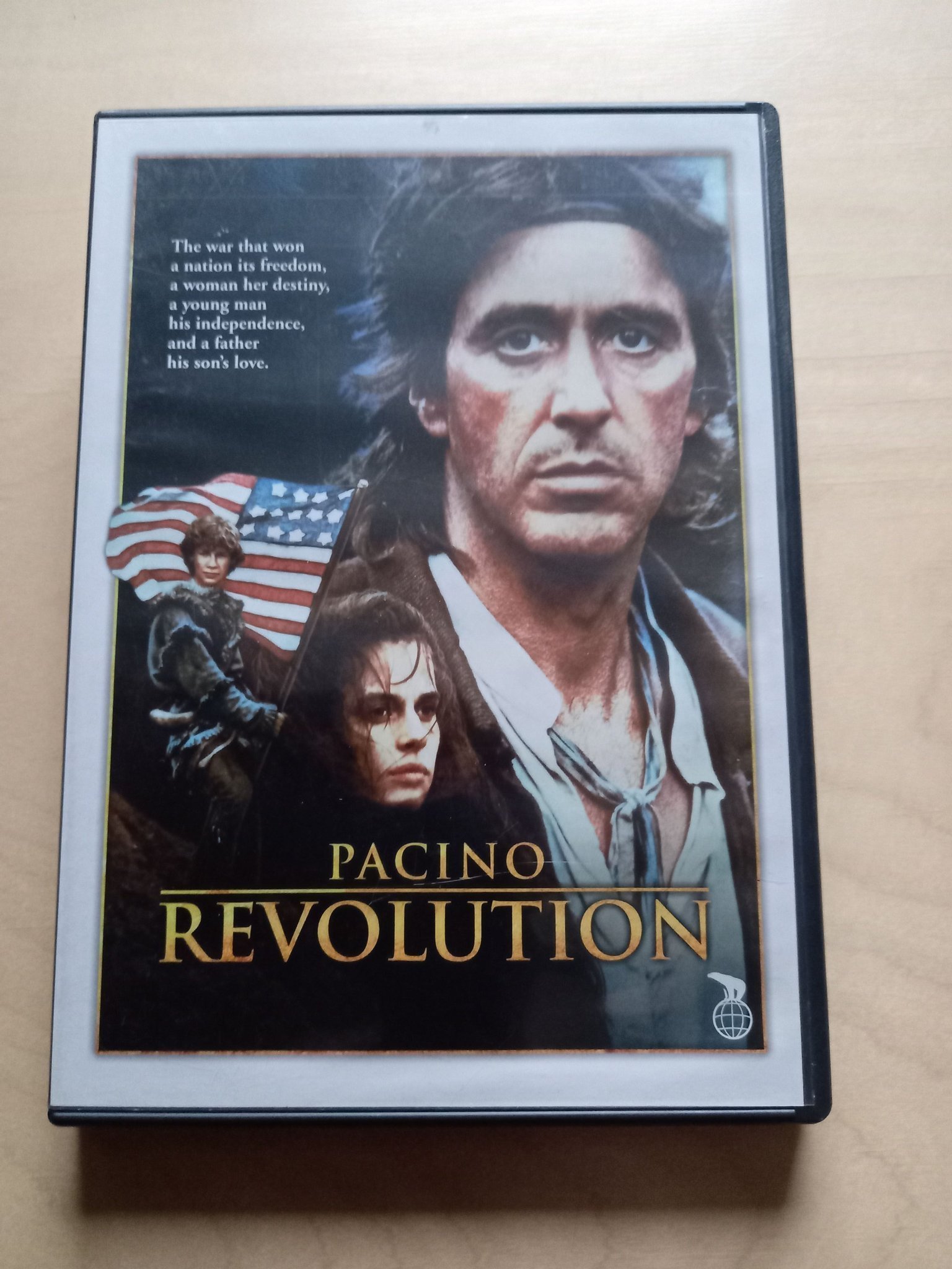 Se produkter som liknar DVD-FILM "REVOLUTION" MED AL .. på Tradera ...