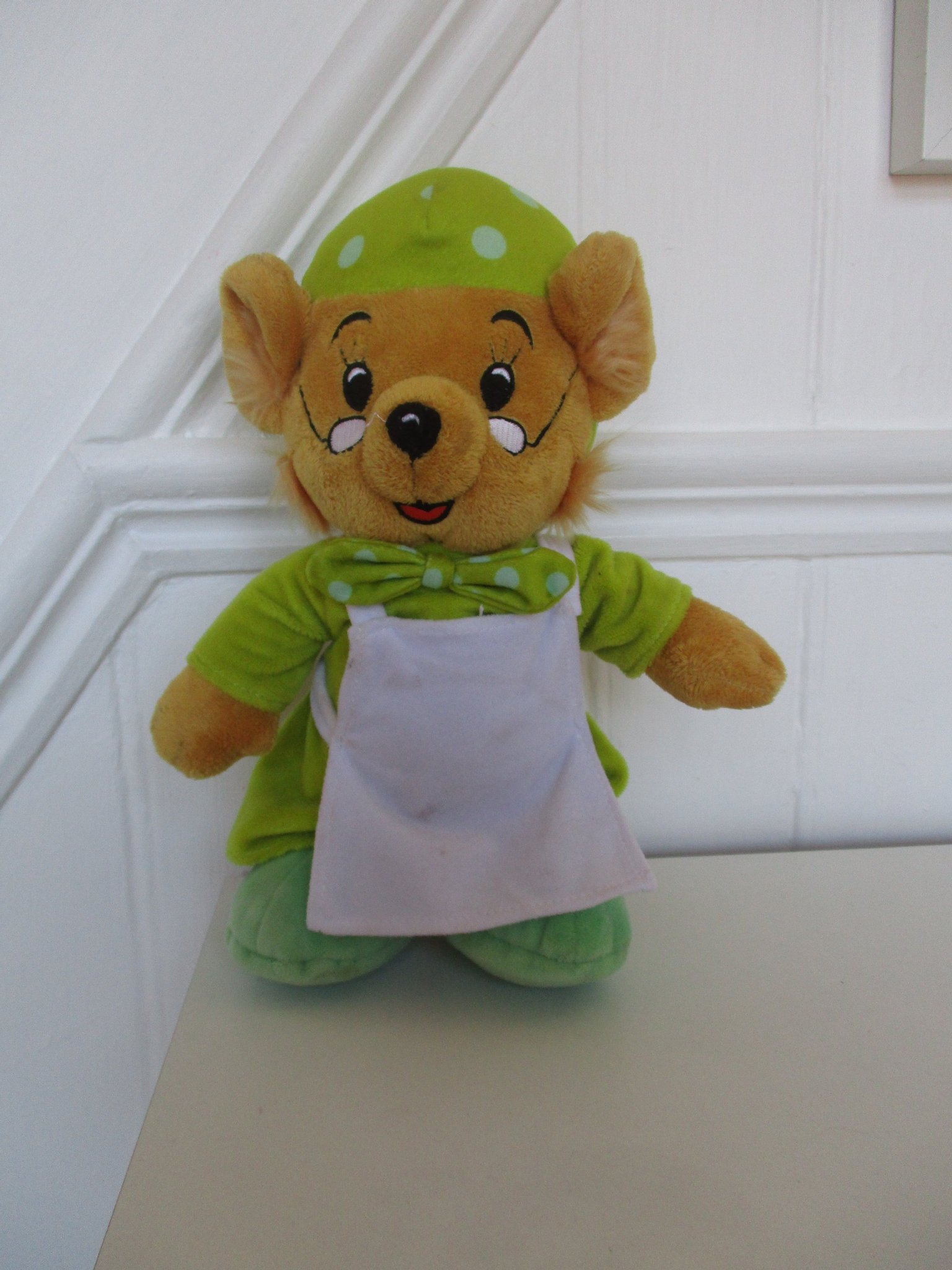 Se produkter som liknar Farmor från Bamse som mjukisd.. på Tradera ...