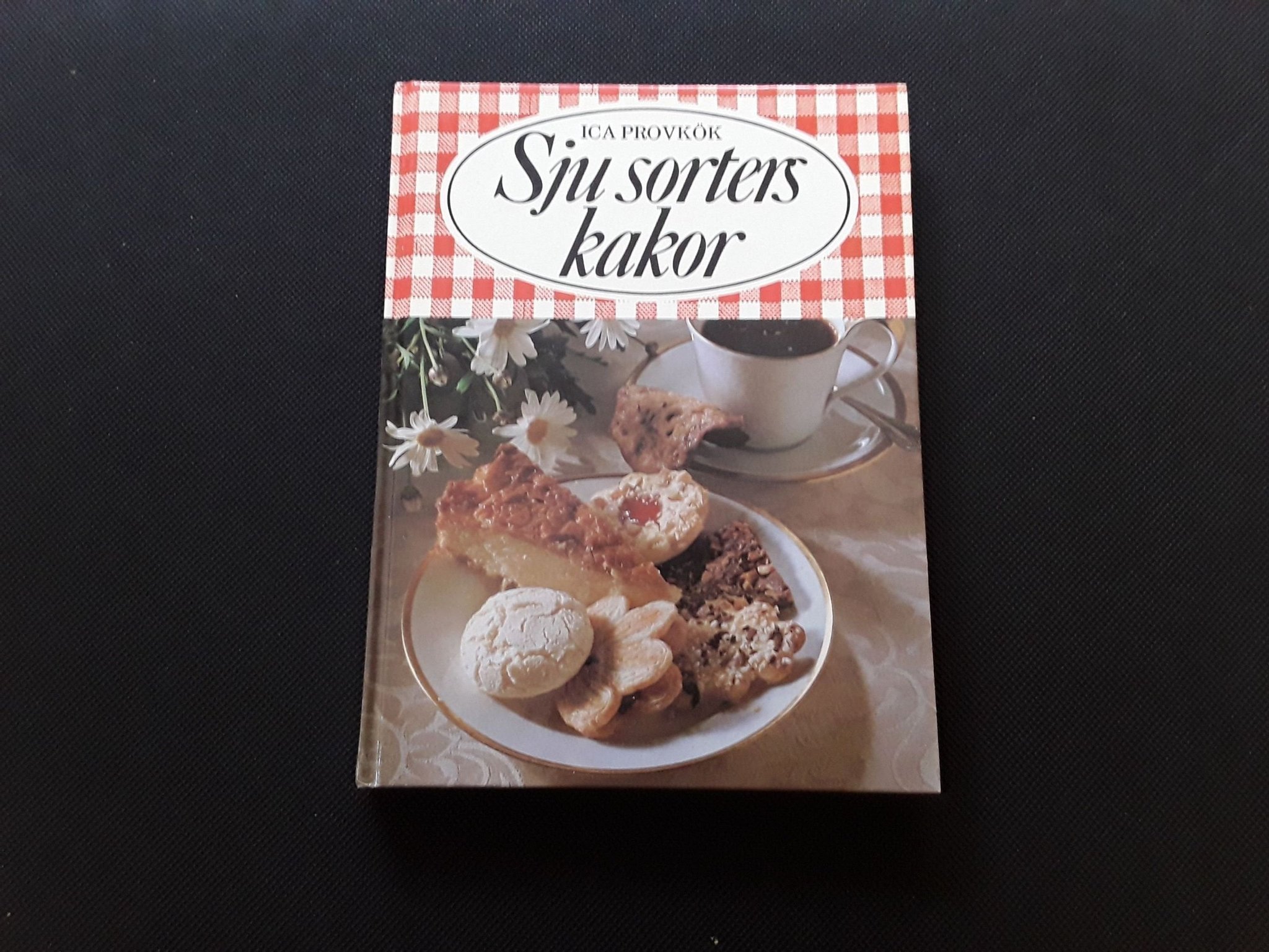 SJU SORTERS KAKOR - EN KLASSIKER | Köp på Tradera (691941593)