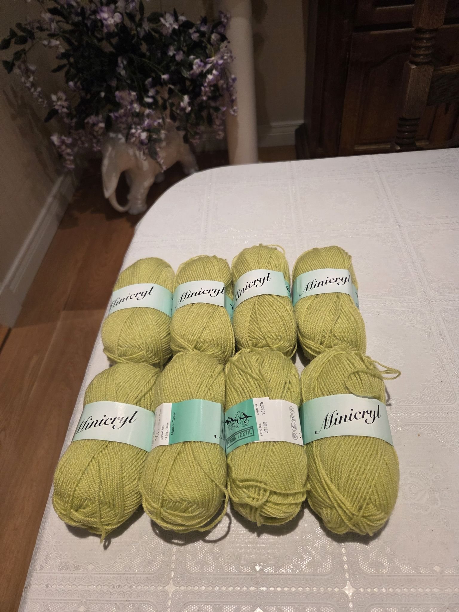 Minicryl, 200 gram (960 meter ga.. | Köp från hgarn2424 på Tradera ...