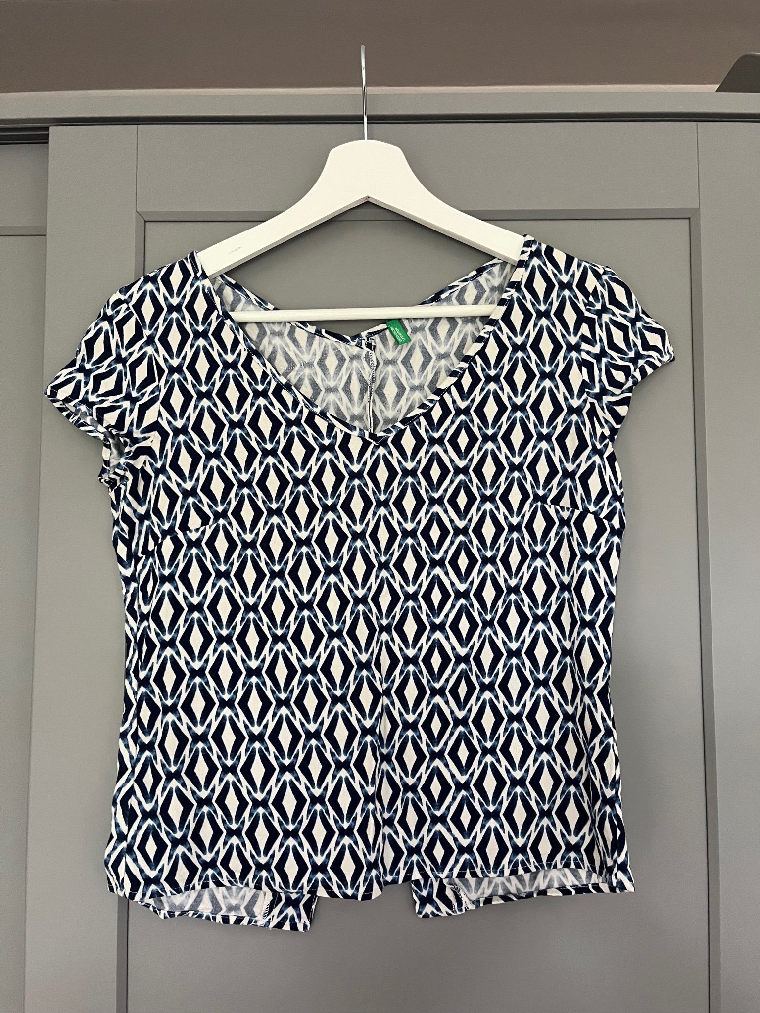 Benetton blåvit blus | Köp på Tradera (706783416)