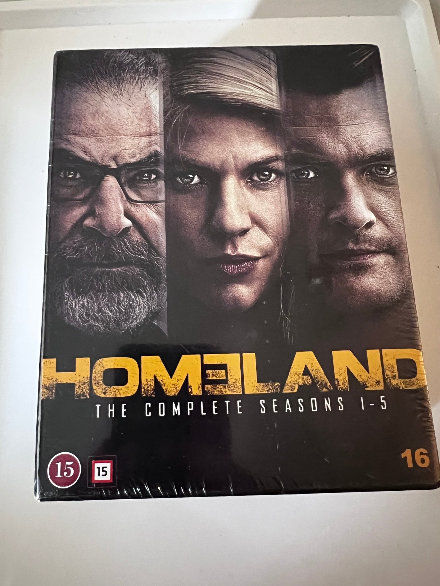 Homeland - The Complete Seasons 1-5 Bluray Inpl.. | Köp på Tradera ...
