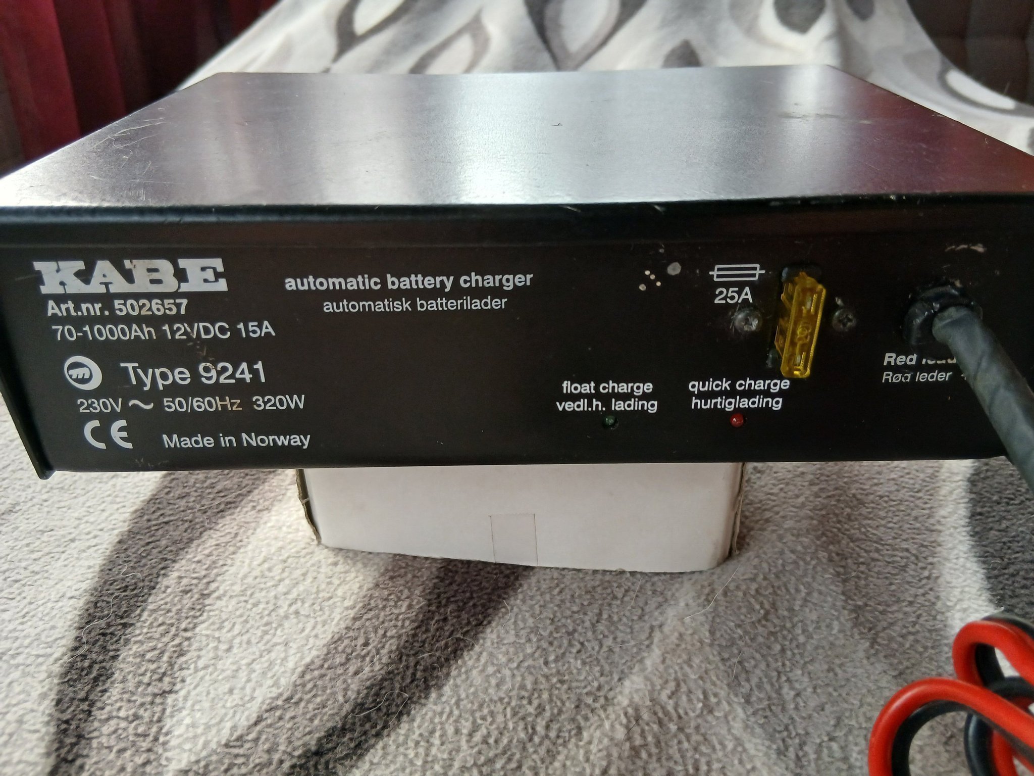 KABE Batteriladdare 70-1000Ah 12VDC 15A Type 9241 | Köp på Tradera ...