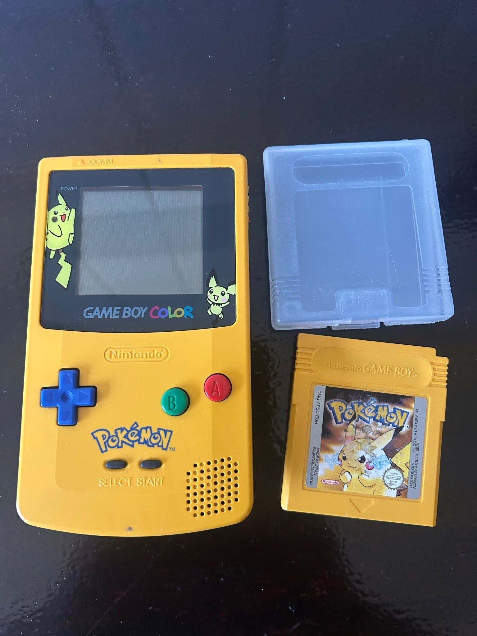 Se produkter som liknar Nintendo Game Boy Color - Pok.. på Tradera ...