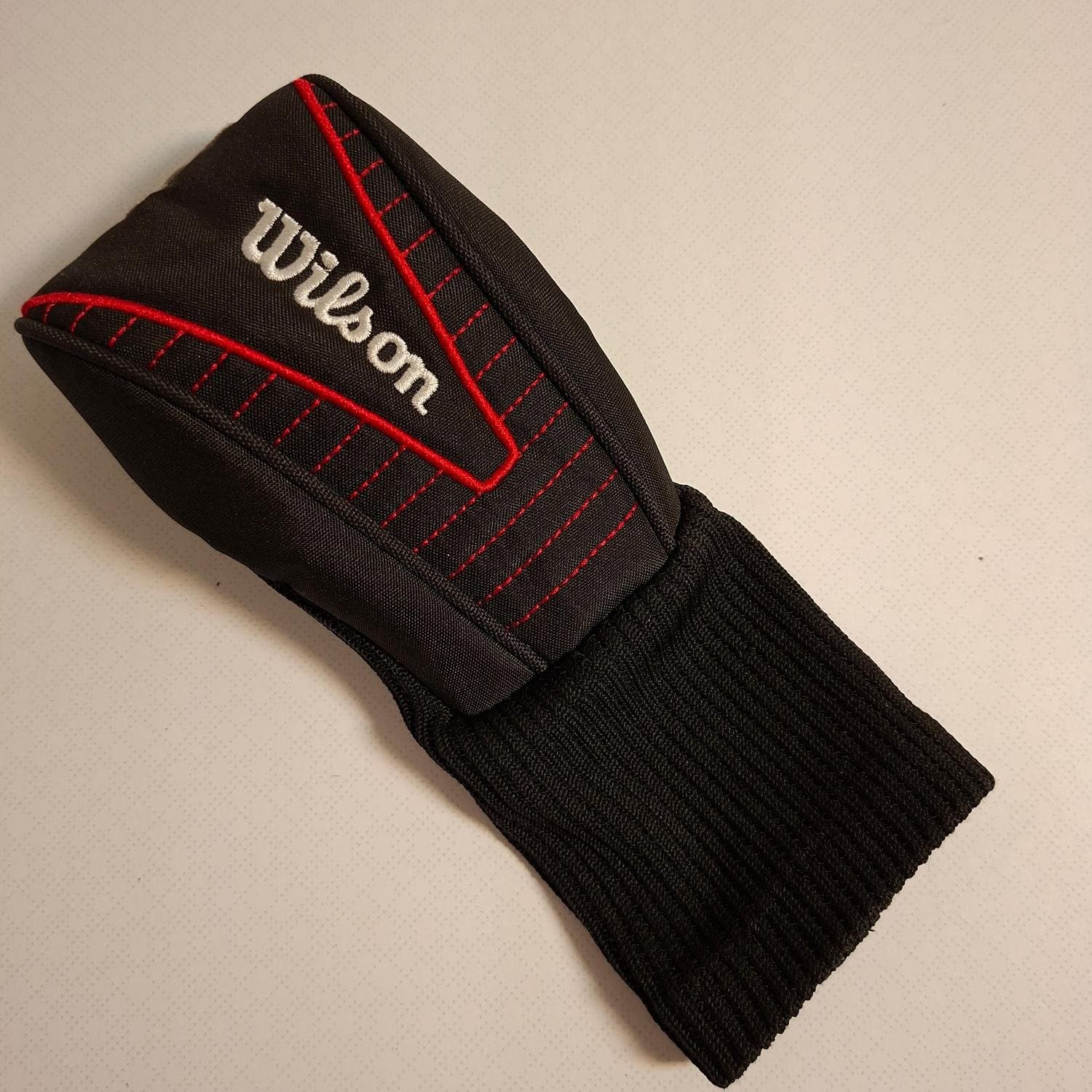 Se produkter som liknar Wilson Hybrid 4 Headcover Hea.. på Tradera ...