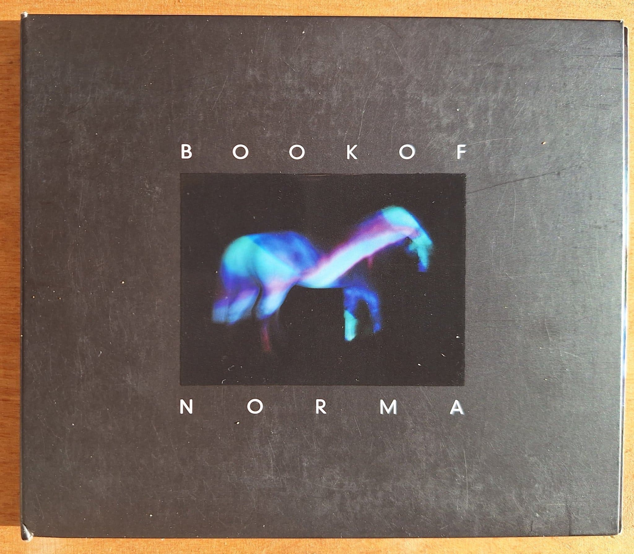 Se produkter som liknar Book of Norma CD utgiven 2008 på Tradera ...