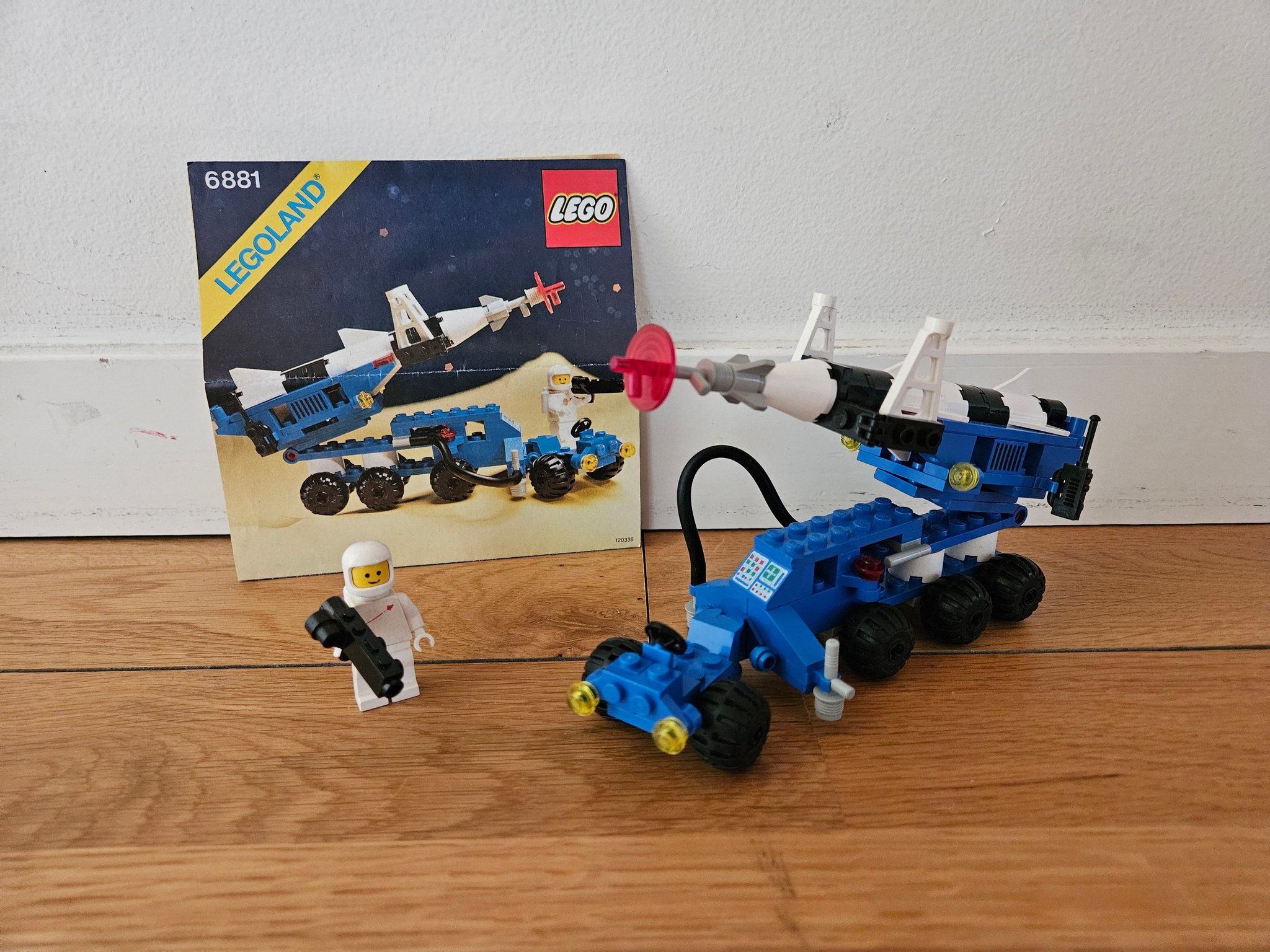 Lego Legoland rymd retro 6881 Lunar rocket laun.. | Köp på Tradera ...