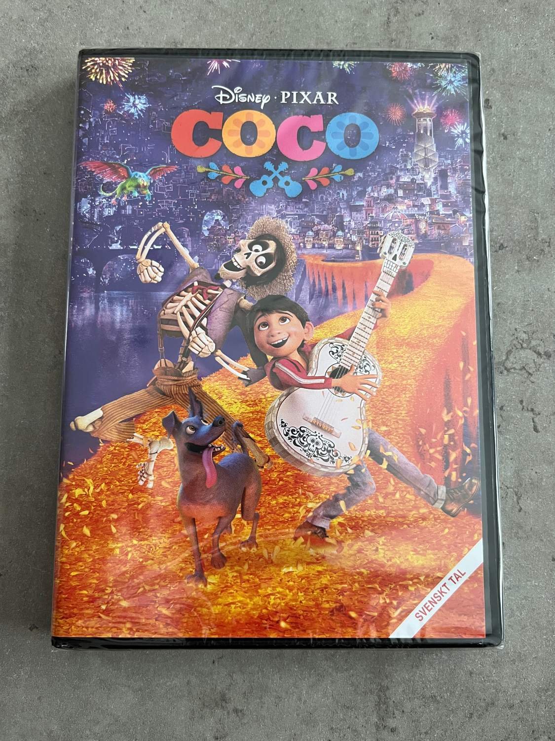 DVD-film: COCO (Disney PIXAR 19) - Ny, inplast.. | Köp på Tradera ...