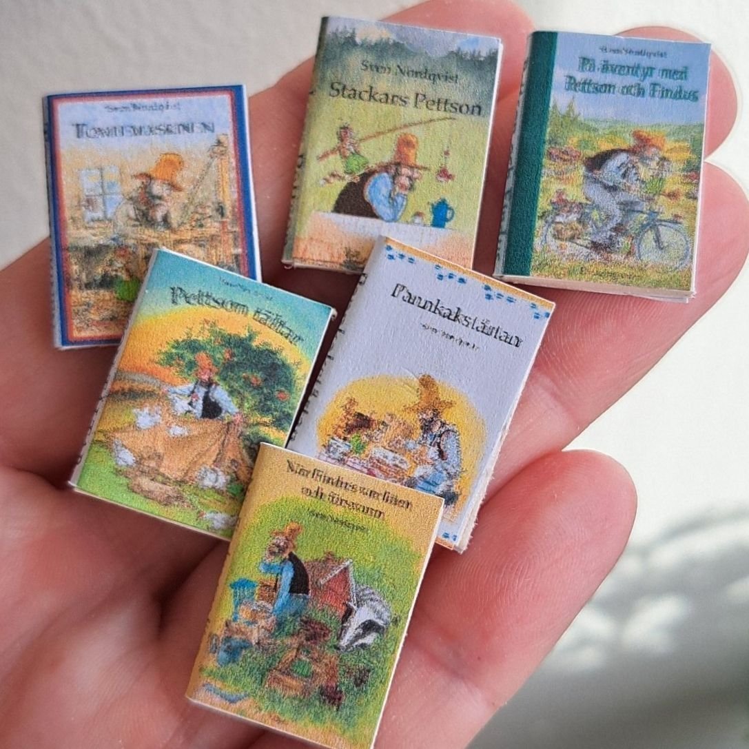 1:12 Miniatyr Dockhus Pettson och Findus Böcker.. | Köp på Tradera ...