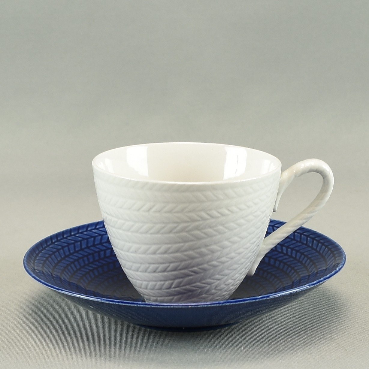 Tekopp med fat - Blå Eld - .. | Köp från snickaregården på Tradera ...