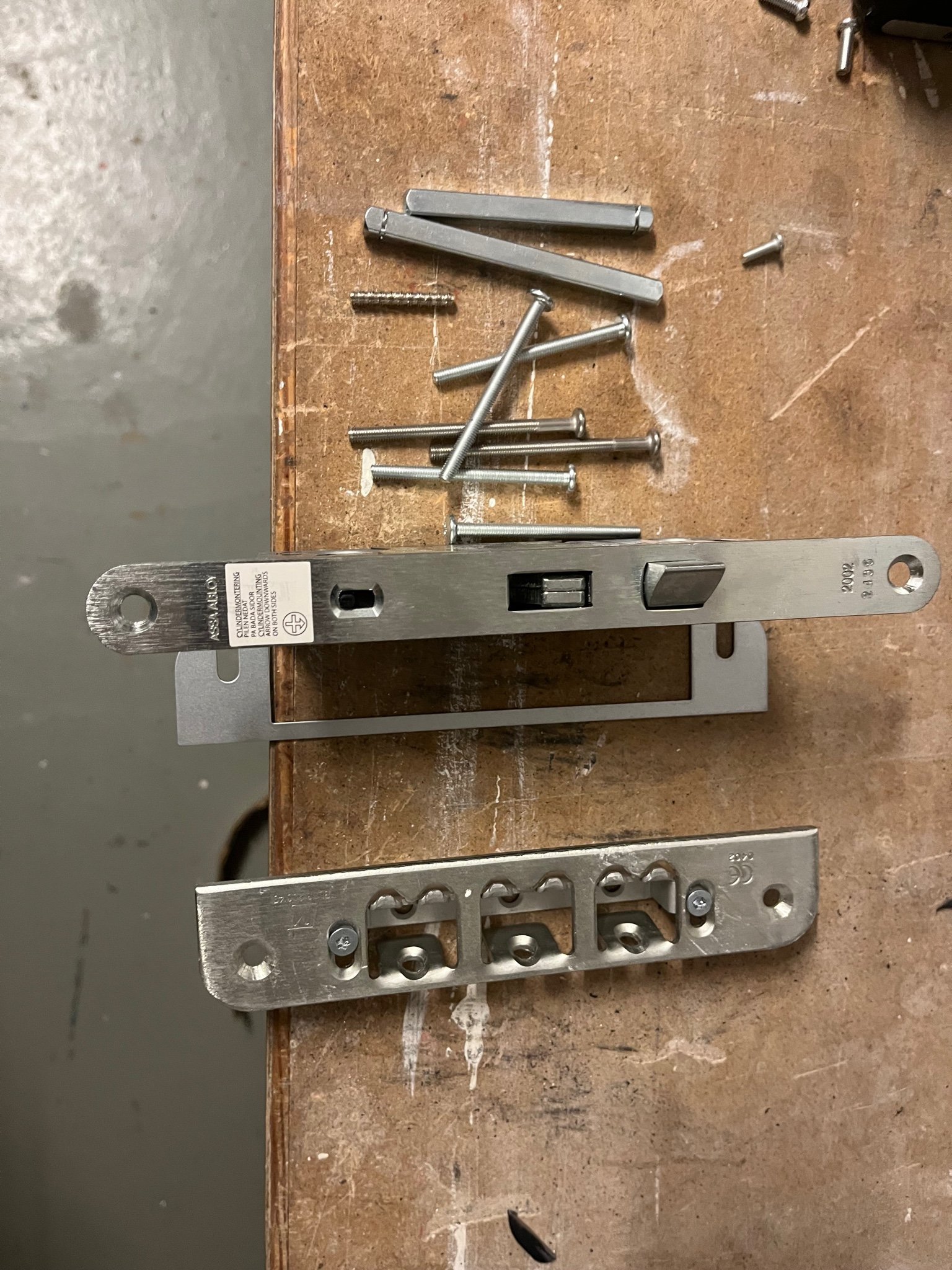 ASSA ABLOY lås | Köp på Tradera (690946229)