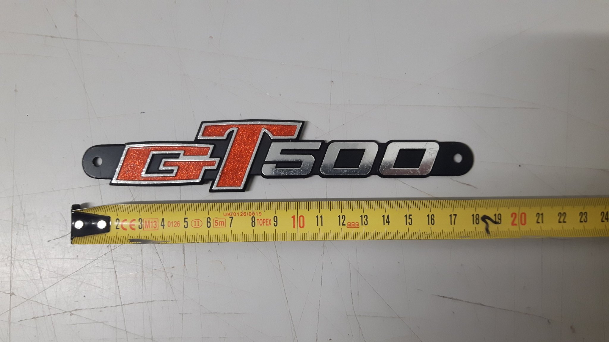 Suzuki GT500 70-tal sidokåpsemblem | Köp på Tradera (704207990)